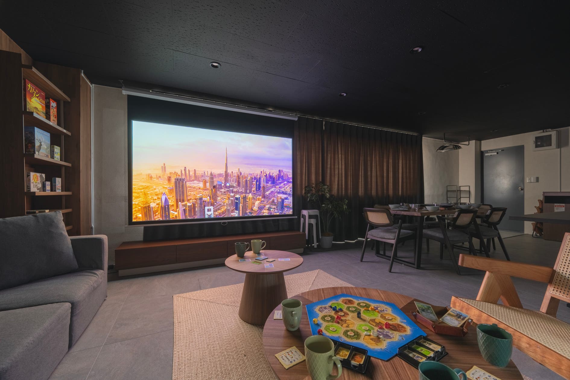 スペモ🏠️忘年会🍺押上駅3分🚶‍♀️パーティー🎊プロジェクター🎥ボドゲ🎲映画鑑賞✨️628_LIVING押上の写真5