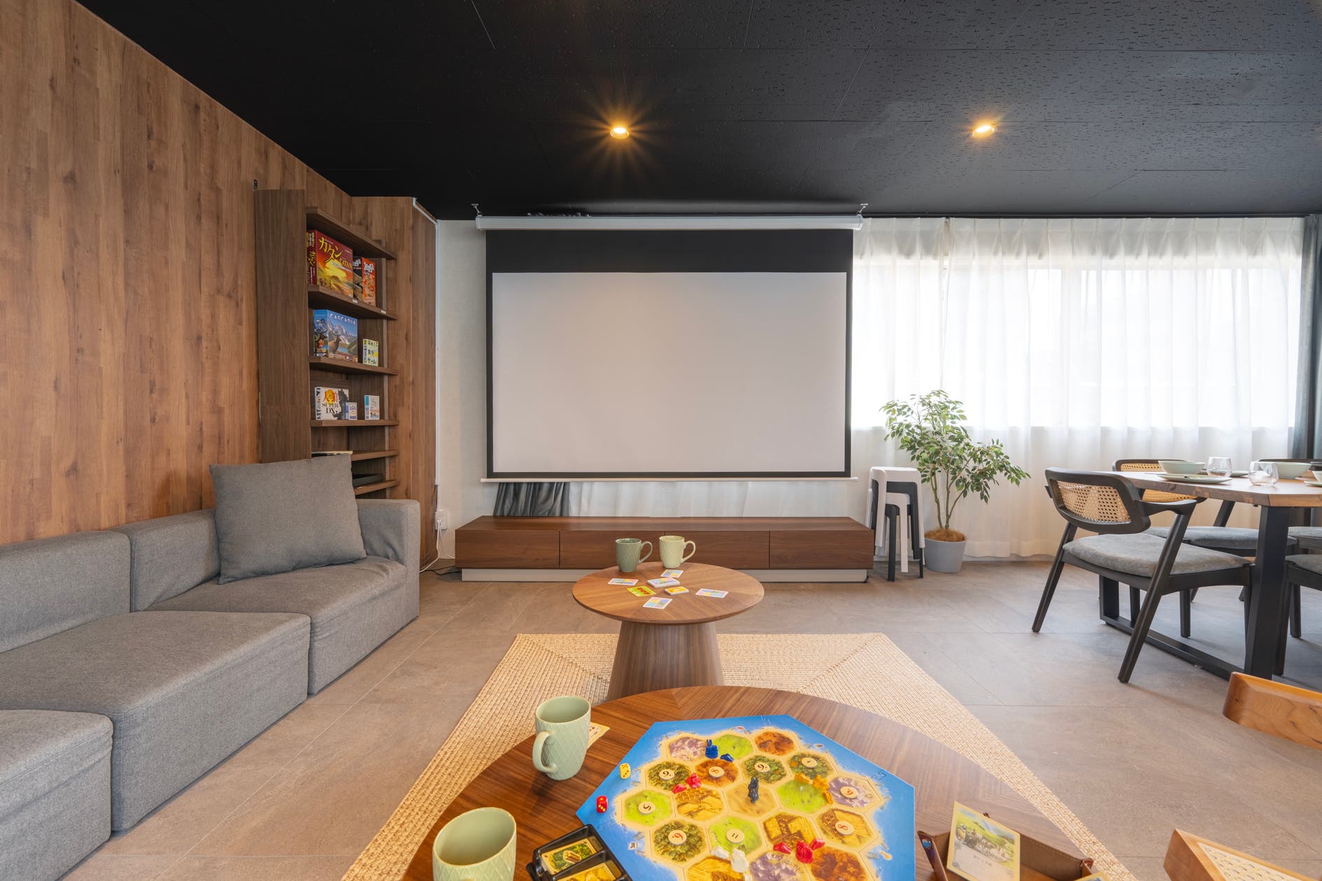 スペモ🏠️忘年会🍺押上駅3分🚶‍♀️パーティー🎊プロジェクター🎥ボドゲ🎲映画鑑賞✨️628_LIVING押上の写真10