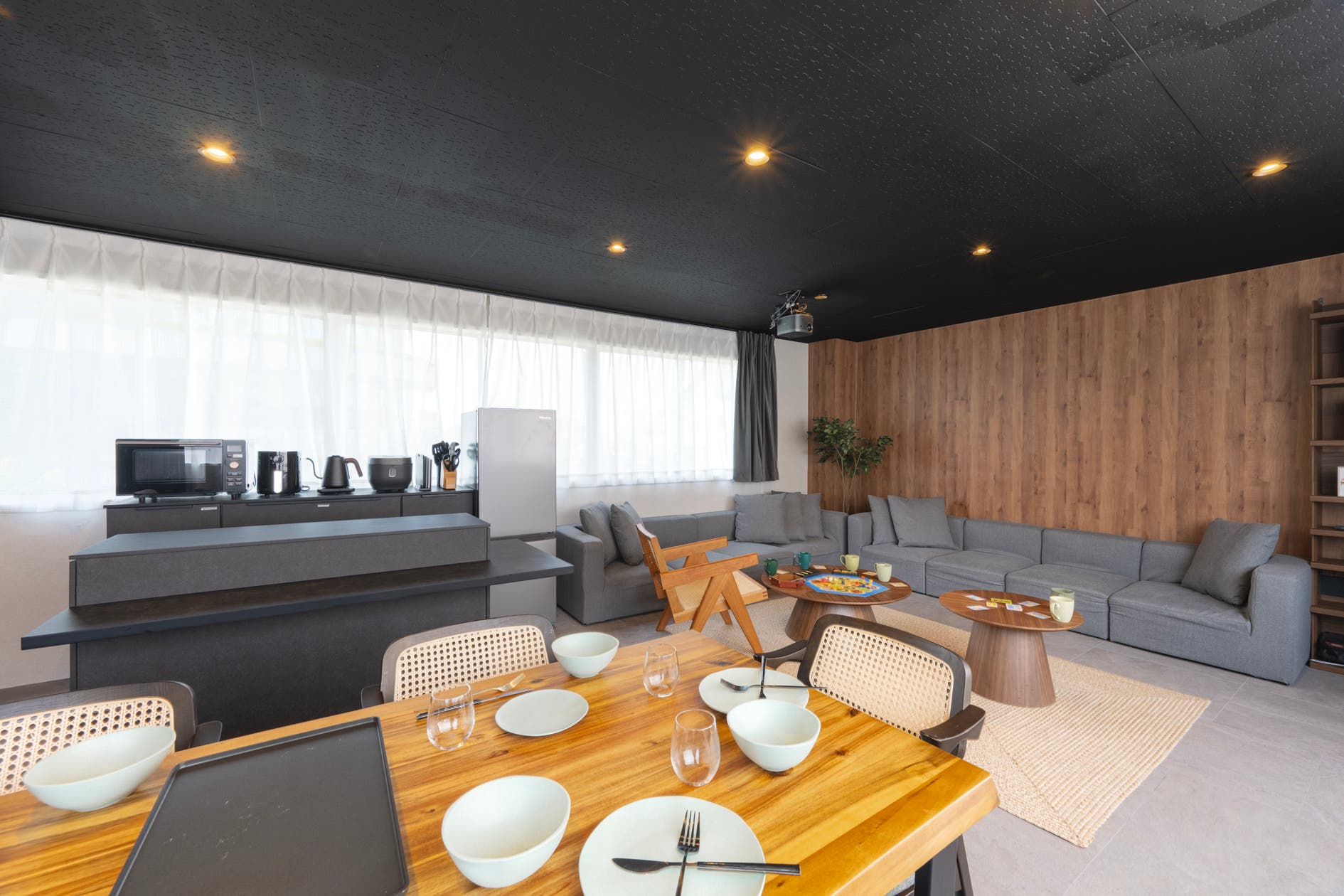 スペモ🏠️忘年会🍺押上駅3分🚶‍♀️パーティー🎊プロジェクター🎥ボドゲ🎲映画鑑賞✨️628_LIVING押上の写真11