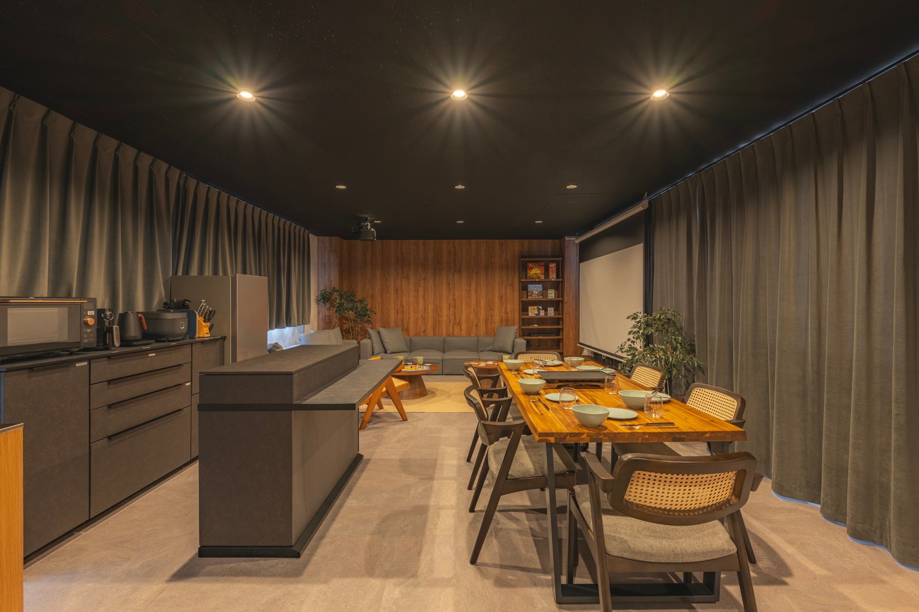 スペモ🏠️忘年会🍺押上駅3分🚶‍♀️パーティー🎊プロジェクター🎥ボドゲ🎲映画鑑賞✨️628_LIVING押上の写真18