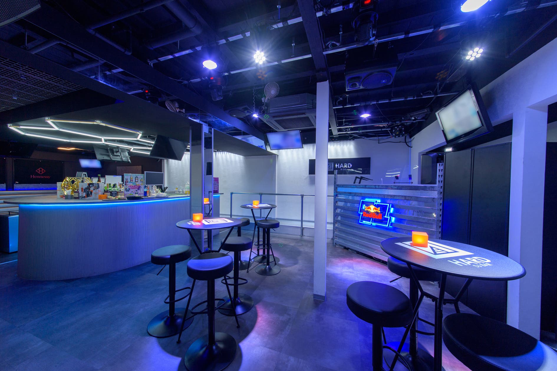 【貸切イベントスペース DJBAR HARD】仙台市国分町/本格音響機材/DJ機材完備/撮影の写真1