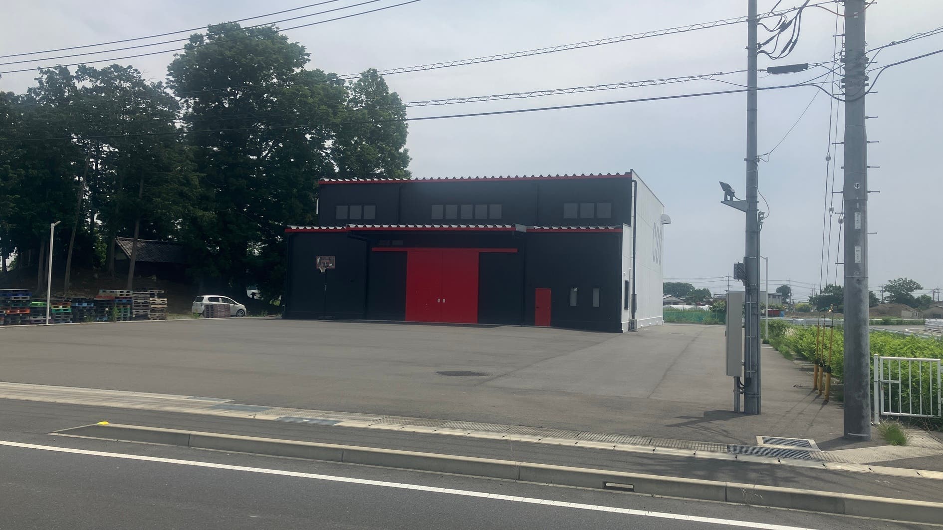 600坪の敷地に170坪のスタジオの多目的スペースの写真6