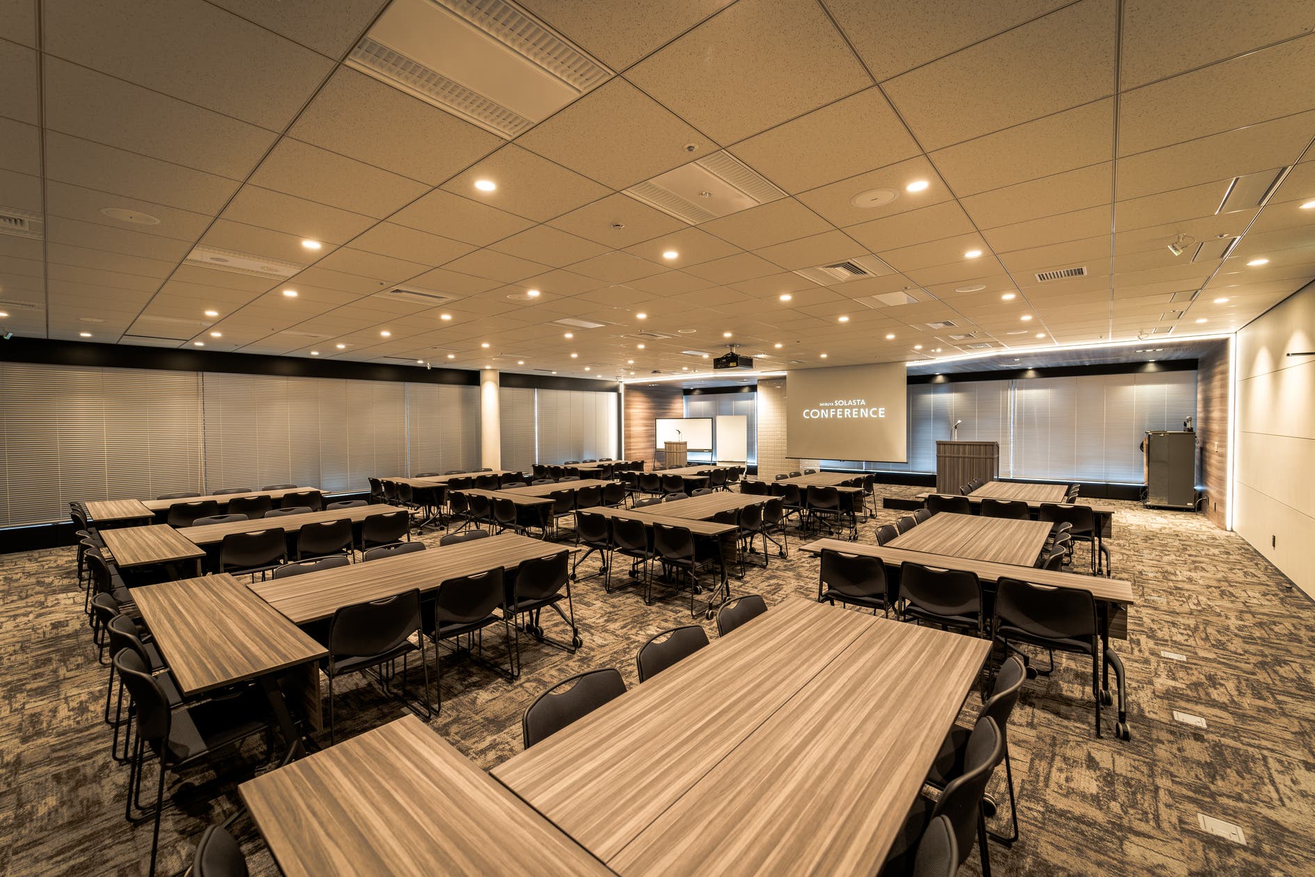 【深夜早朝／土日祝の利用もOK】【渋谷ソラスタコンファレンス】4Aの写真6