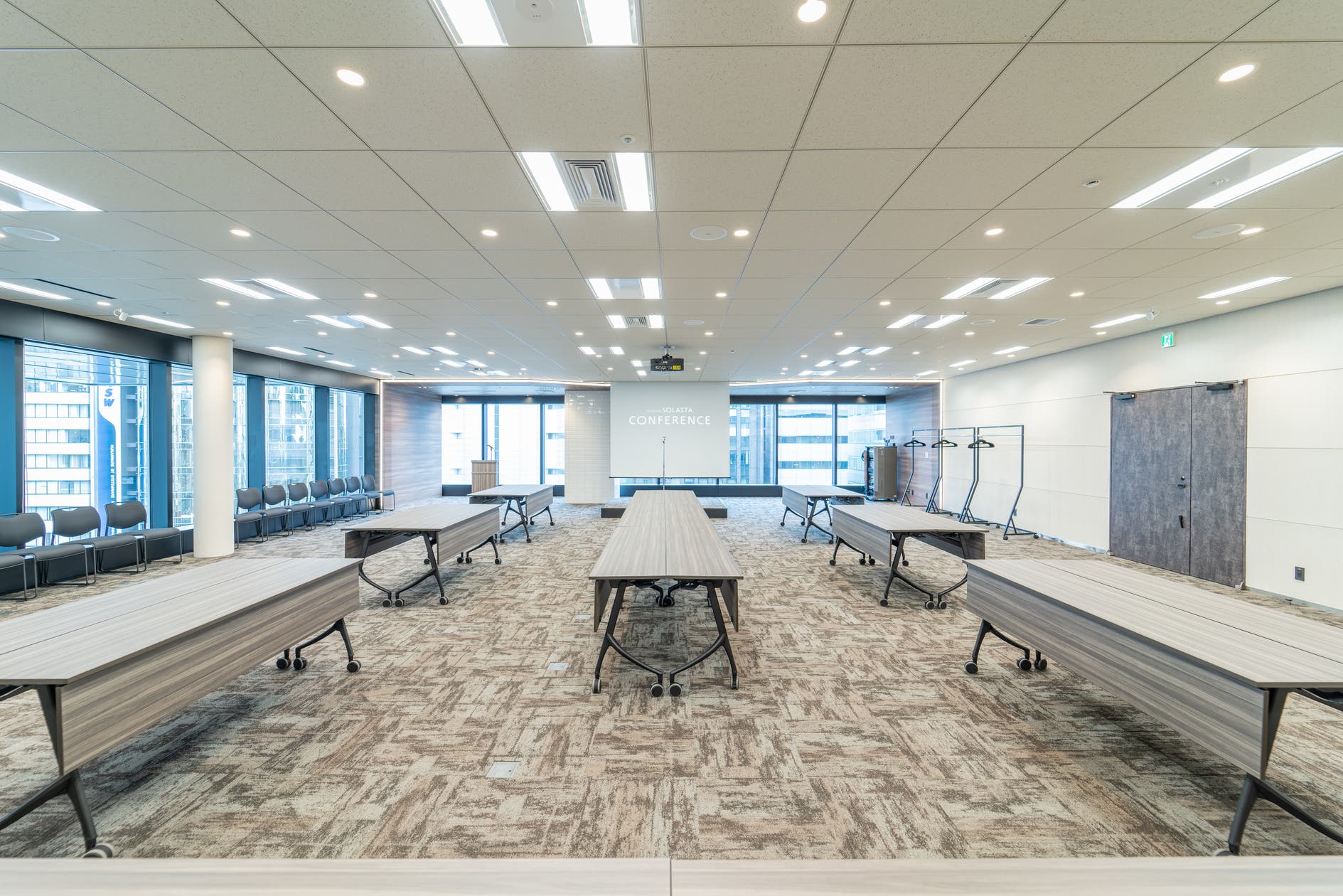 【深夜早朝／土日祝の利用もOK】【渋谷ソラスタコンファレンス】4Aの写真11