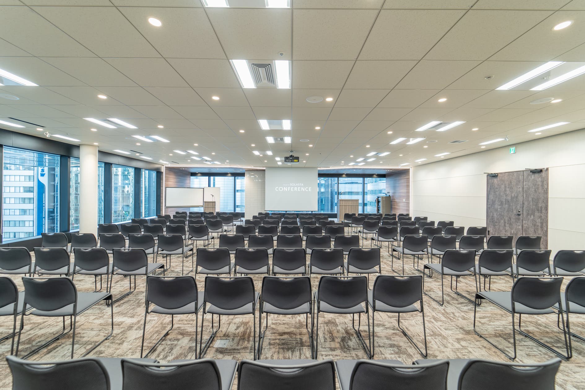 【深夜早朝／土日祝の利用もOK】【渋谷ソラスタコンファレンス】4Aの写真12