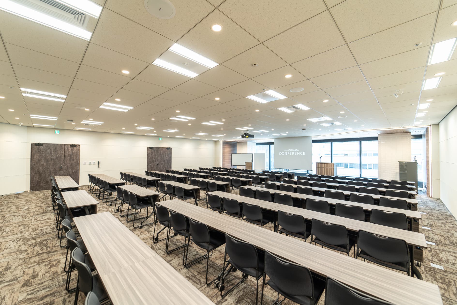 【深夜早朝／土日祝の利用もOK】【渋谷ソラスタコンファレンス】4Dの写真5