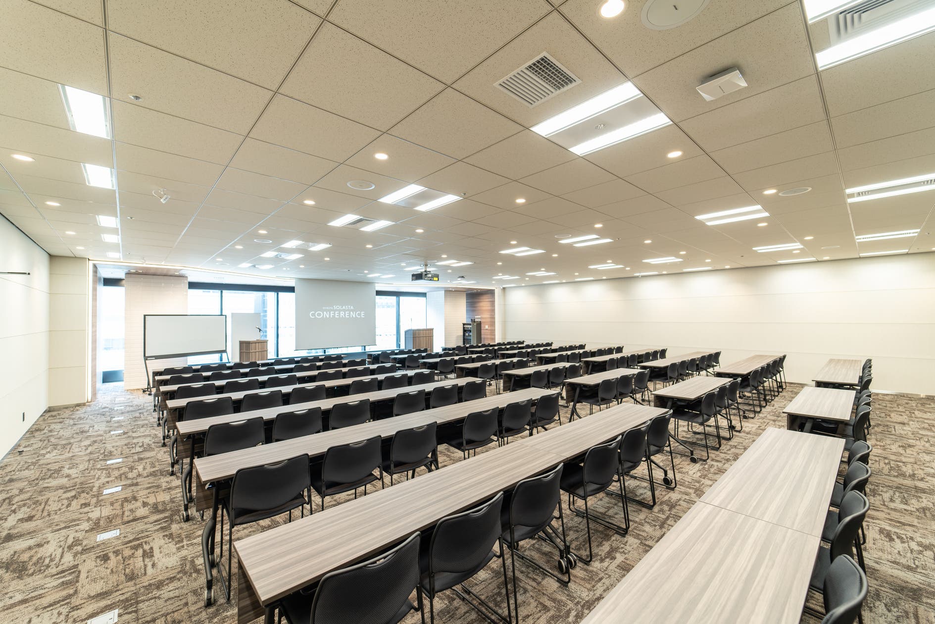 【深夜早朝／土日祝の利用もOK】【渋谷ソラスタコンファレンス】4Dの写真7