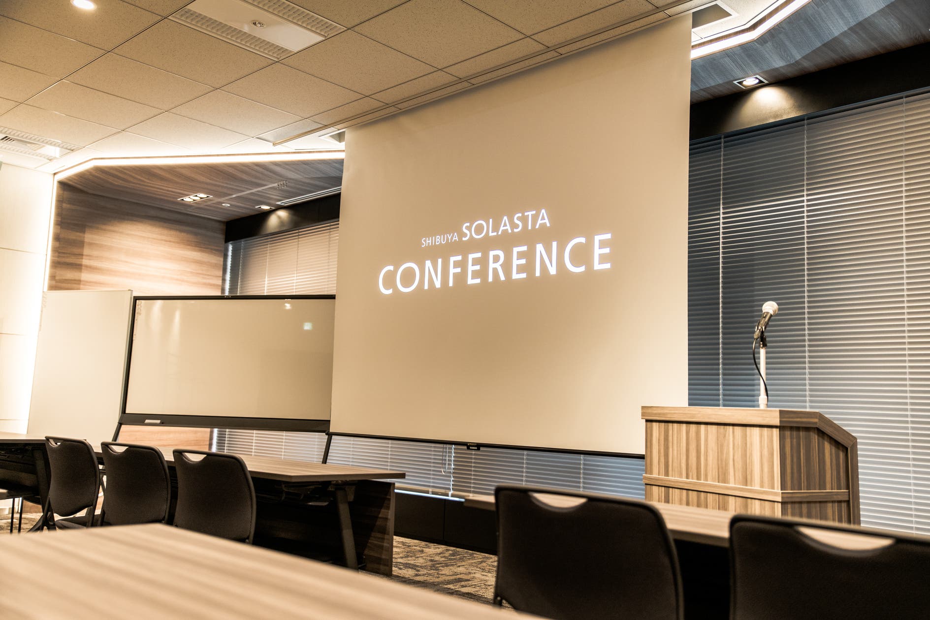 【深夜早朝／土日祝の利用もOK】【渋谷ソラスタコンファレンス】4Eの写真5