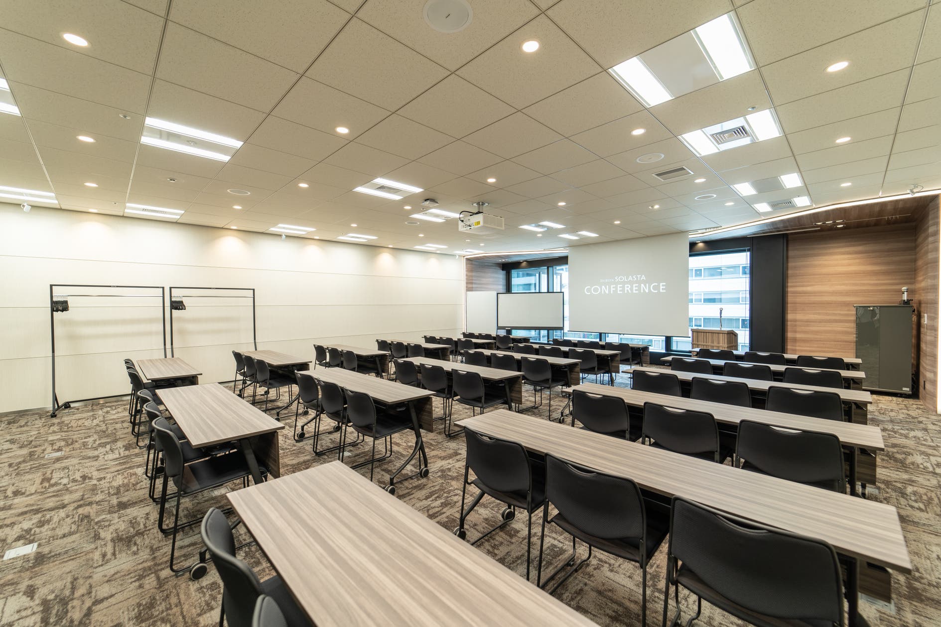 【深夜早朝／土日祝の利用もOK】【渋谷ソラスタコンファレンス】4Eの写真6