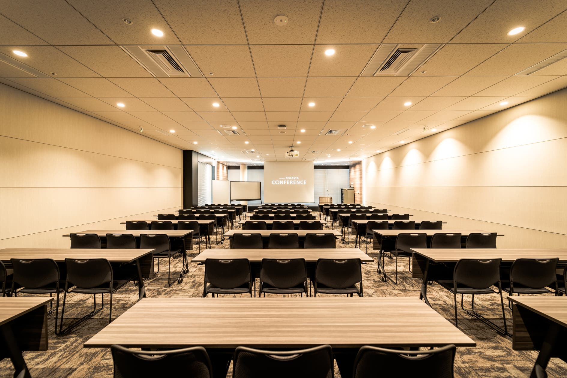 【深夜早朝／土日祝の利用もOK】【渋谷ソラスタコンファレンス】4Fの写真2