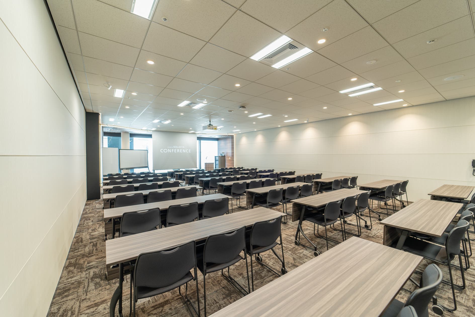 【深夜早朝／土日祝の利用もOK】【渋谷ソラスタコンファレンス】4Fの写真7