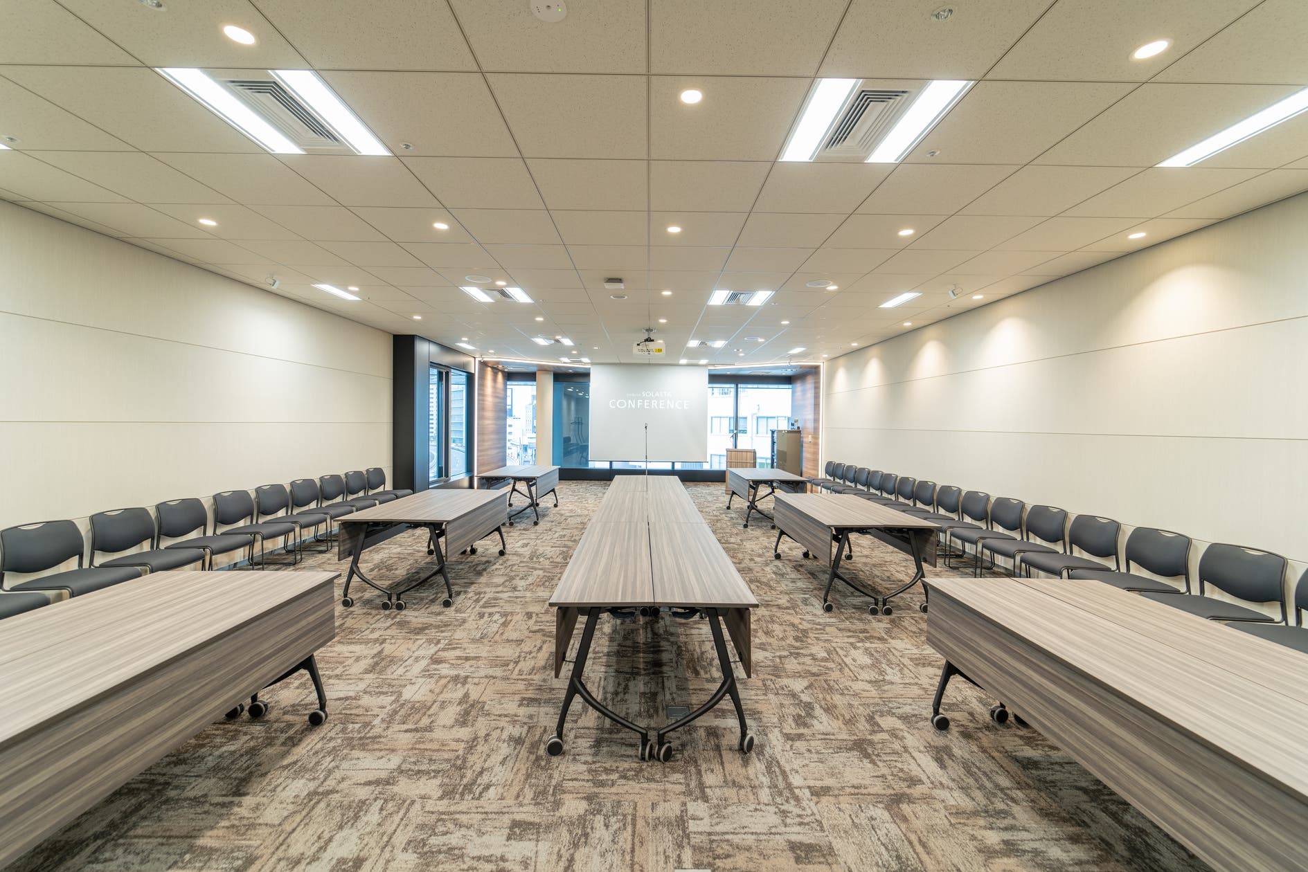 【深夜早朝／土日祝の利用もOK】【渋谷ソラスタコンファレンス】4Fの写真13