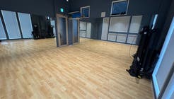 曙橋駅から徒歩4分のダンススタジオ(ヨガスタジオ•ピラティススタジオ)の写真2