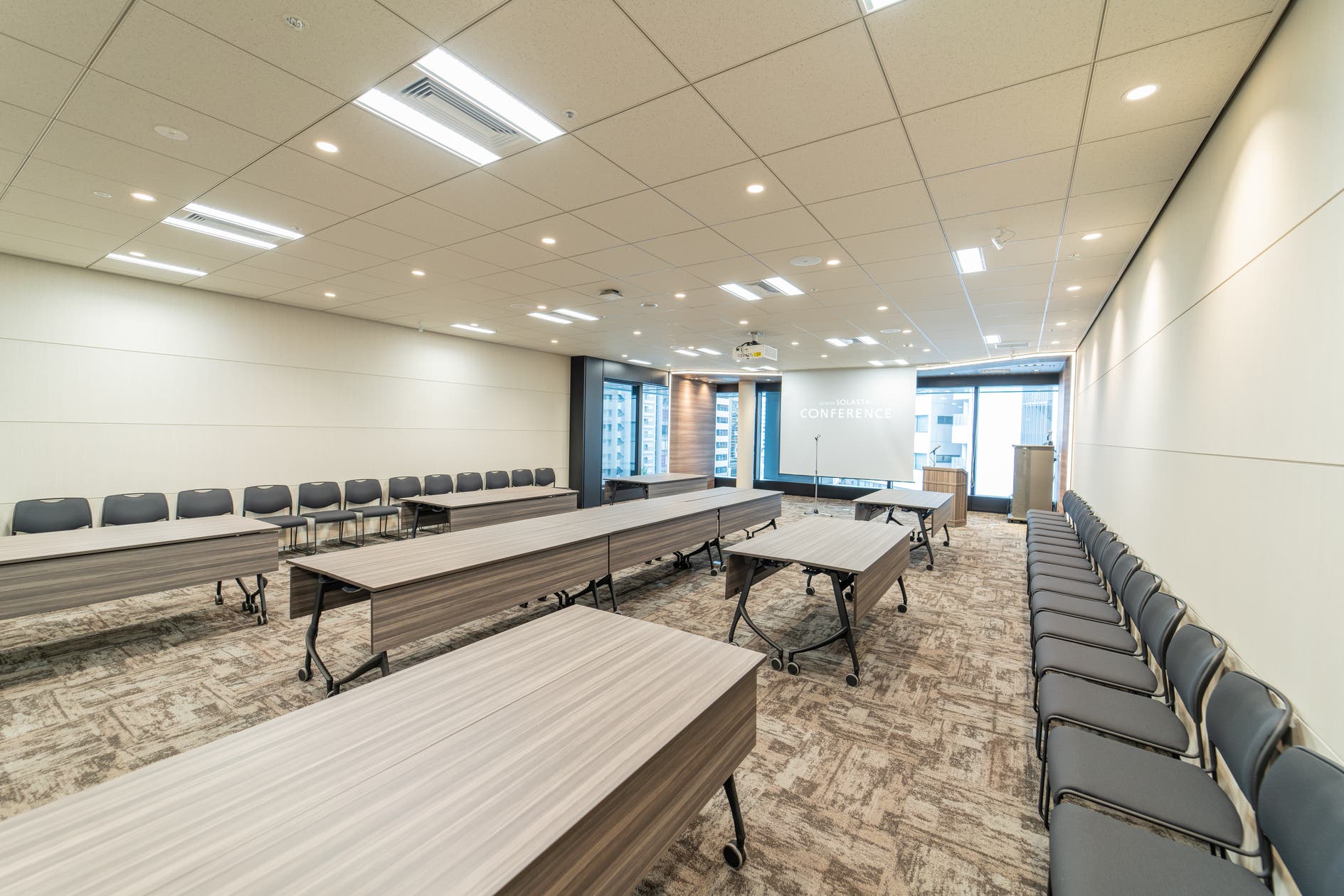 【深夜早朝／土日祝の利用もOK】【渋谷ソラスタコンファレンス】4Fの写真14