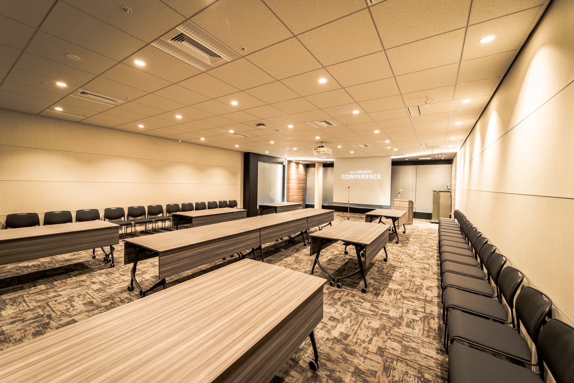 【深夜早朝／土日祝の利用もOK】【渋谷ソラスタコンファレンス】4Fの写真15