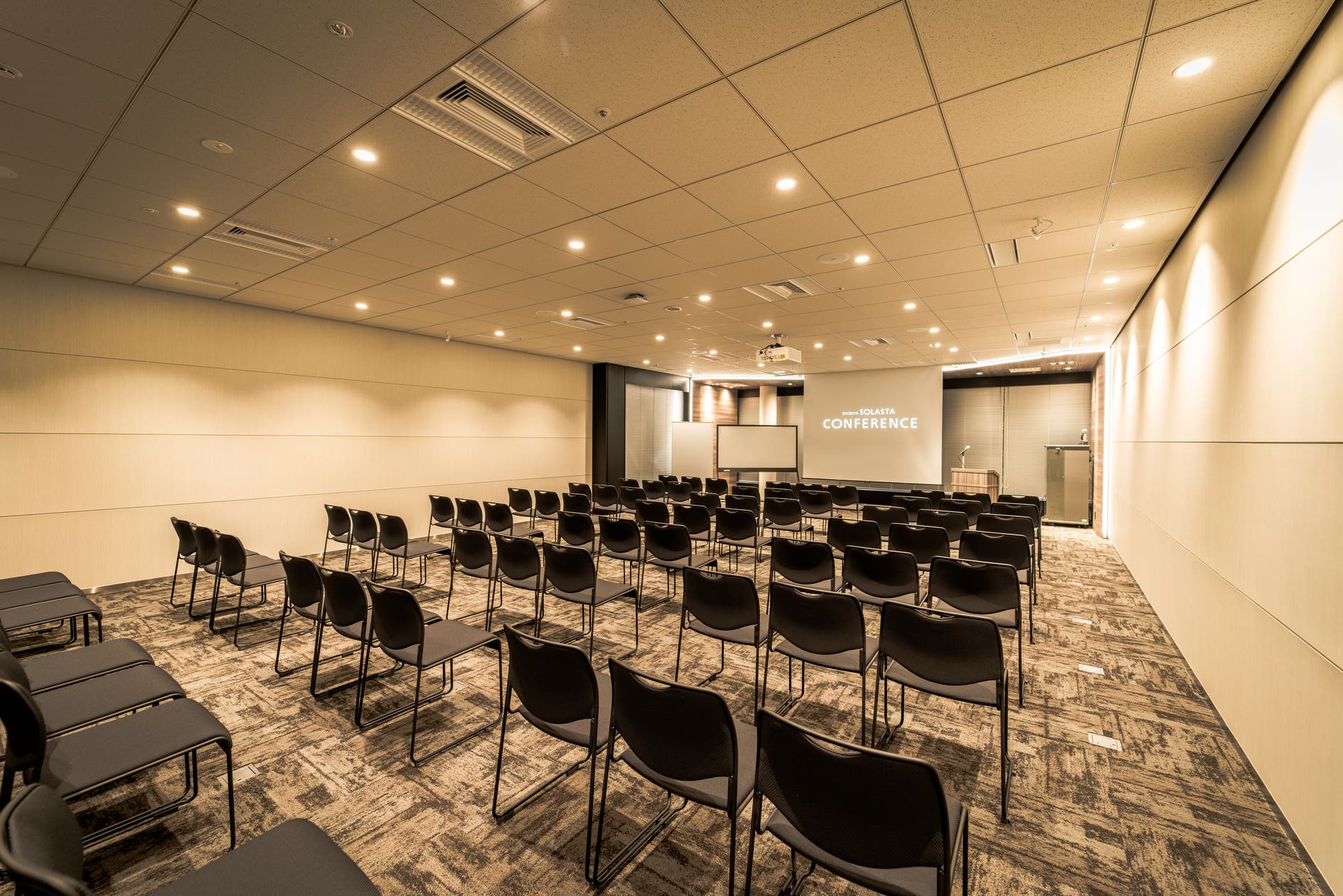 【深夜早朝／土日祝の利用もOK】【渋谷ソラスタコンファレンス】4Fの写真18