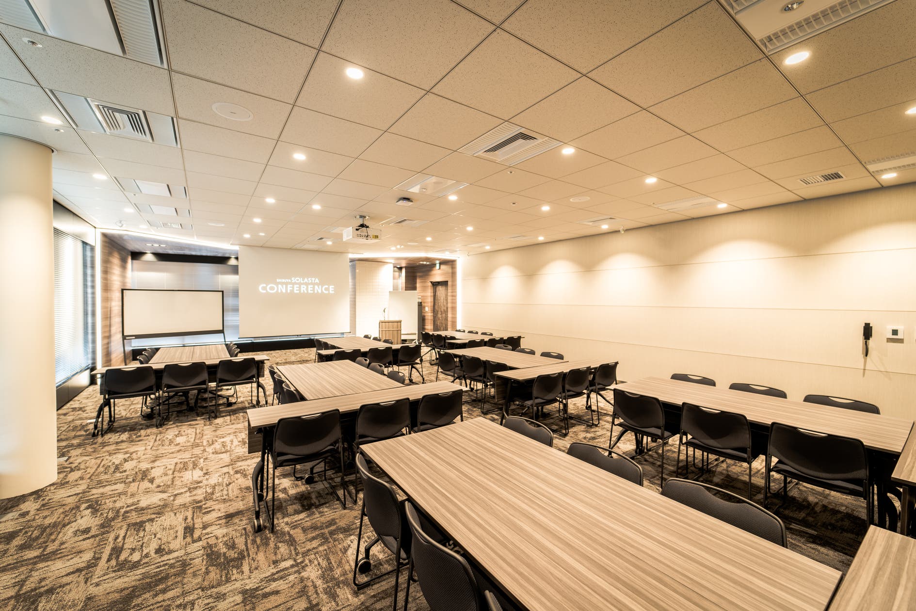 【深夜早朝／土日祝の利用もOK】【渋谷ソラスタコンファレンス】4Gの写真11