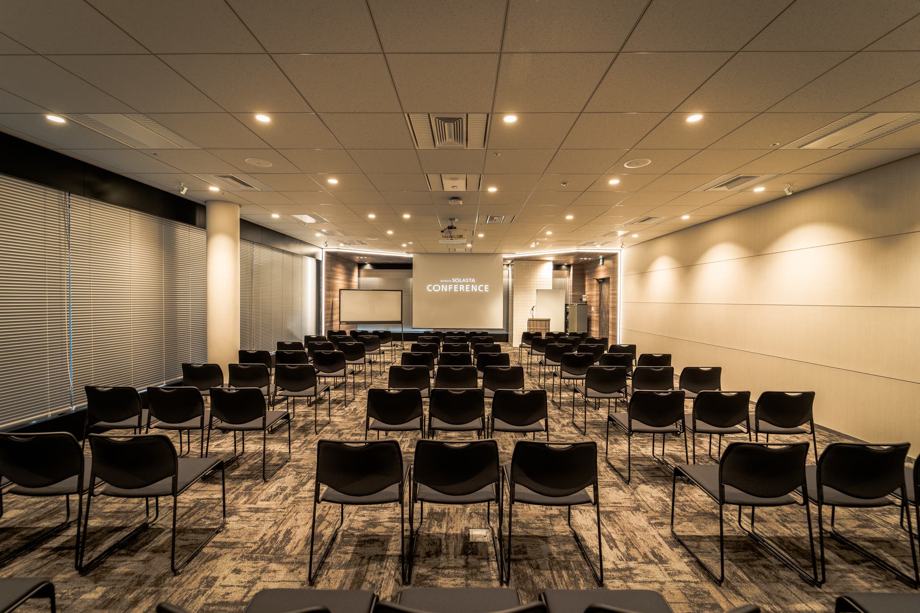 【深夜早朝／土日祝の利用もOK】【渋谷ソラスタコンファレンス】4Gの写真17