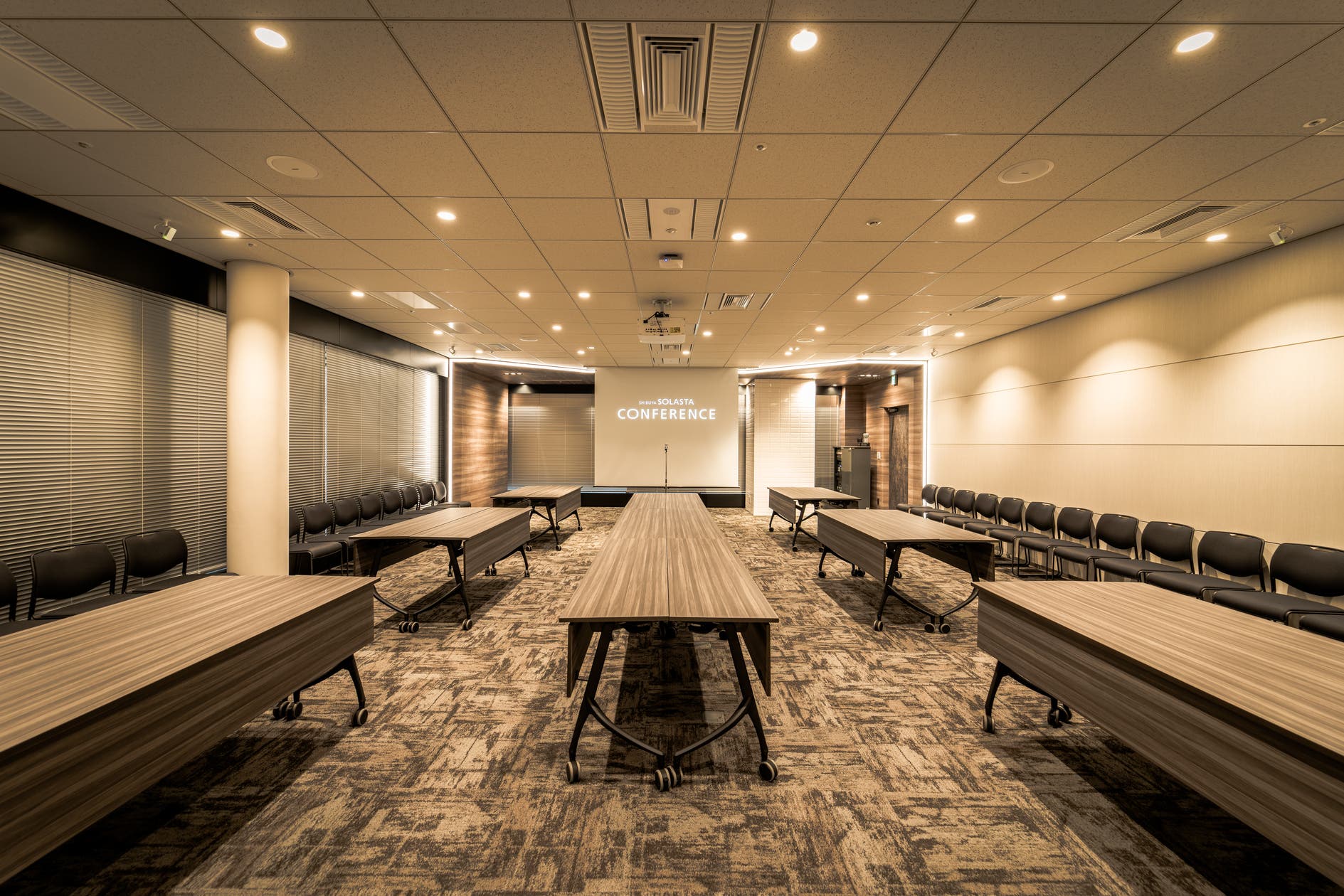 【深夜早朝／土日祝の利用もOK】【渋谷ソラスタコンファレンス】4Gの写真18