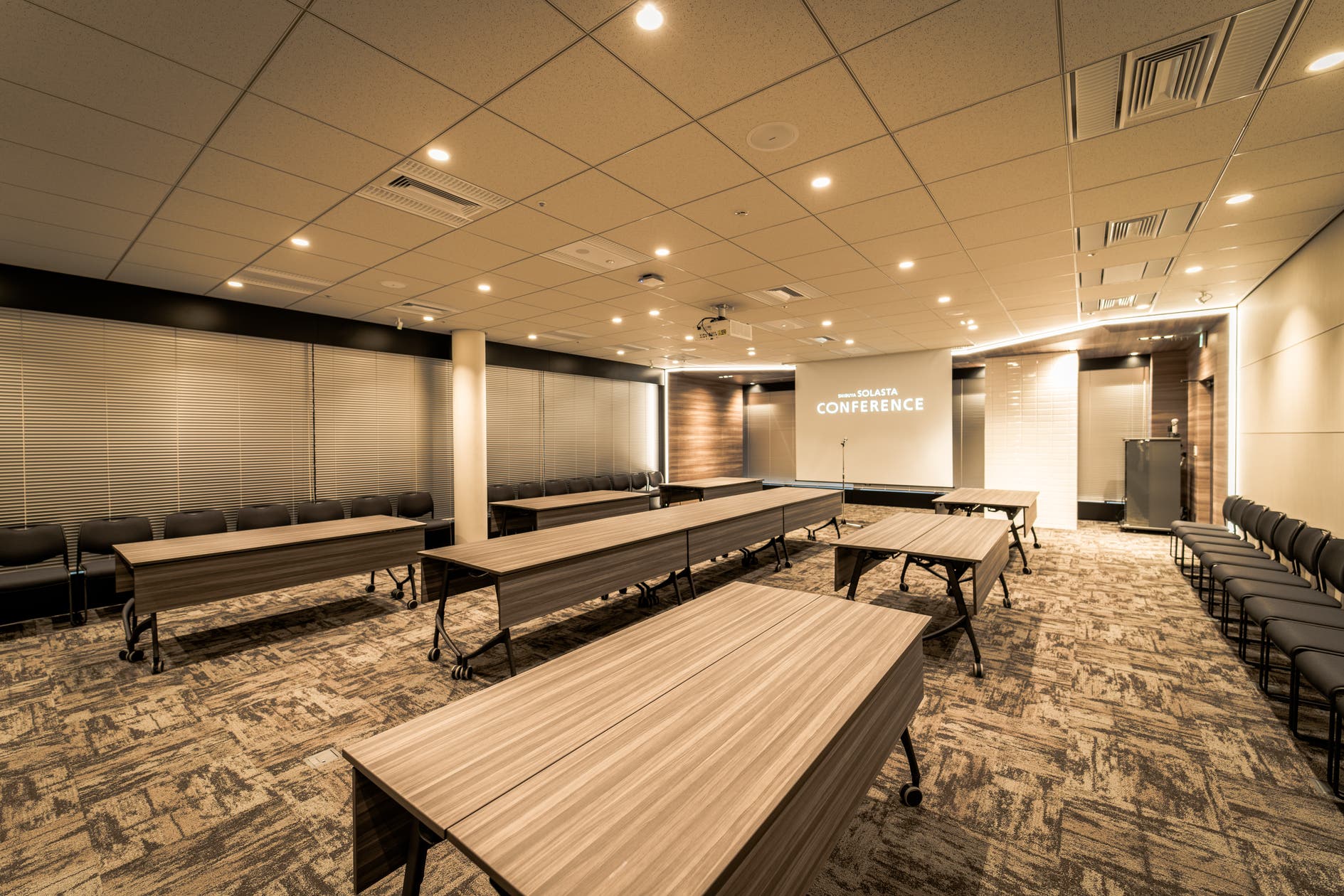 【深夜早朝／土日祝の利用もOK】【渋谷ソラスタコンファレンス】4Gの写真19