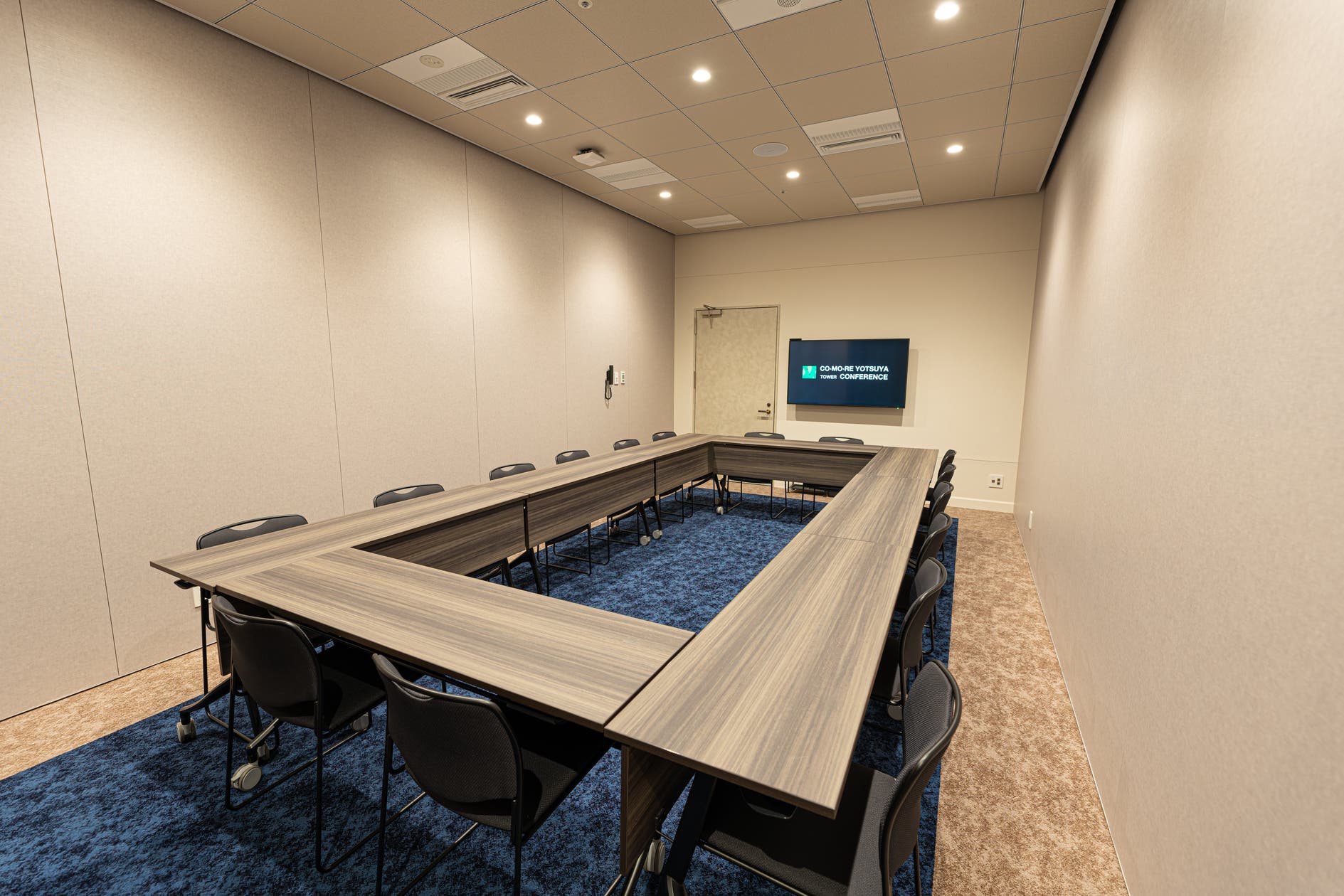 【深夜早朝／土日祝の利用もOK】【コモレ四谷タワーコンファレンス】Room Aの写真3