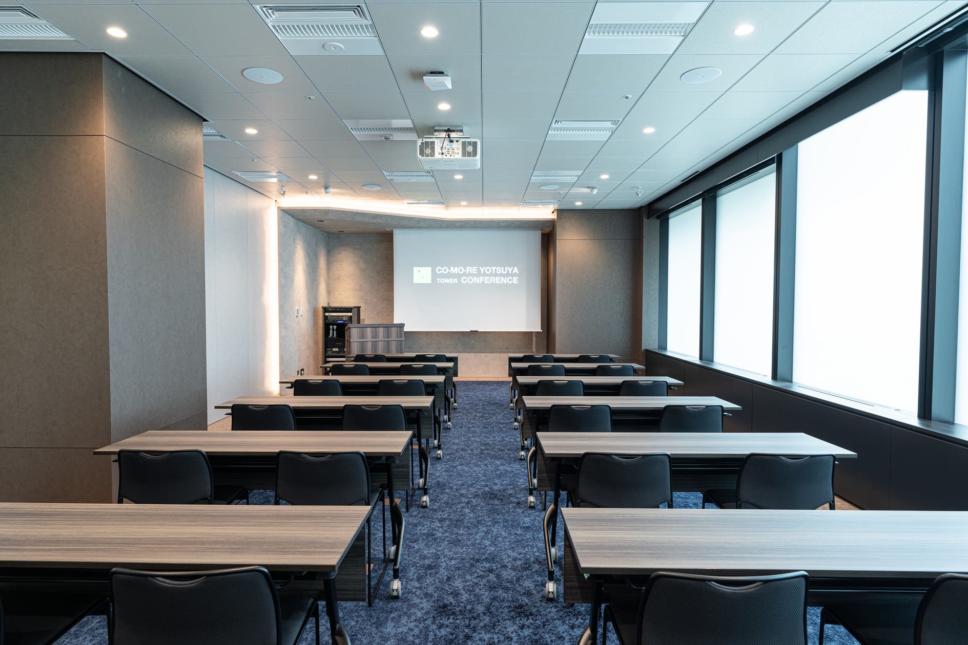 【深夜早朝／土日祝の利用もOK】【コモレ四谷タワーコンファレンス】Room Cの写真4