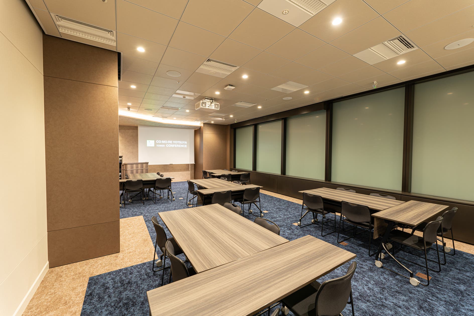 【深夜早朝／土日祝の利用もOK】【コモレ四谷タワーコンファレンス】Room Cの写真8