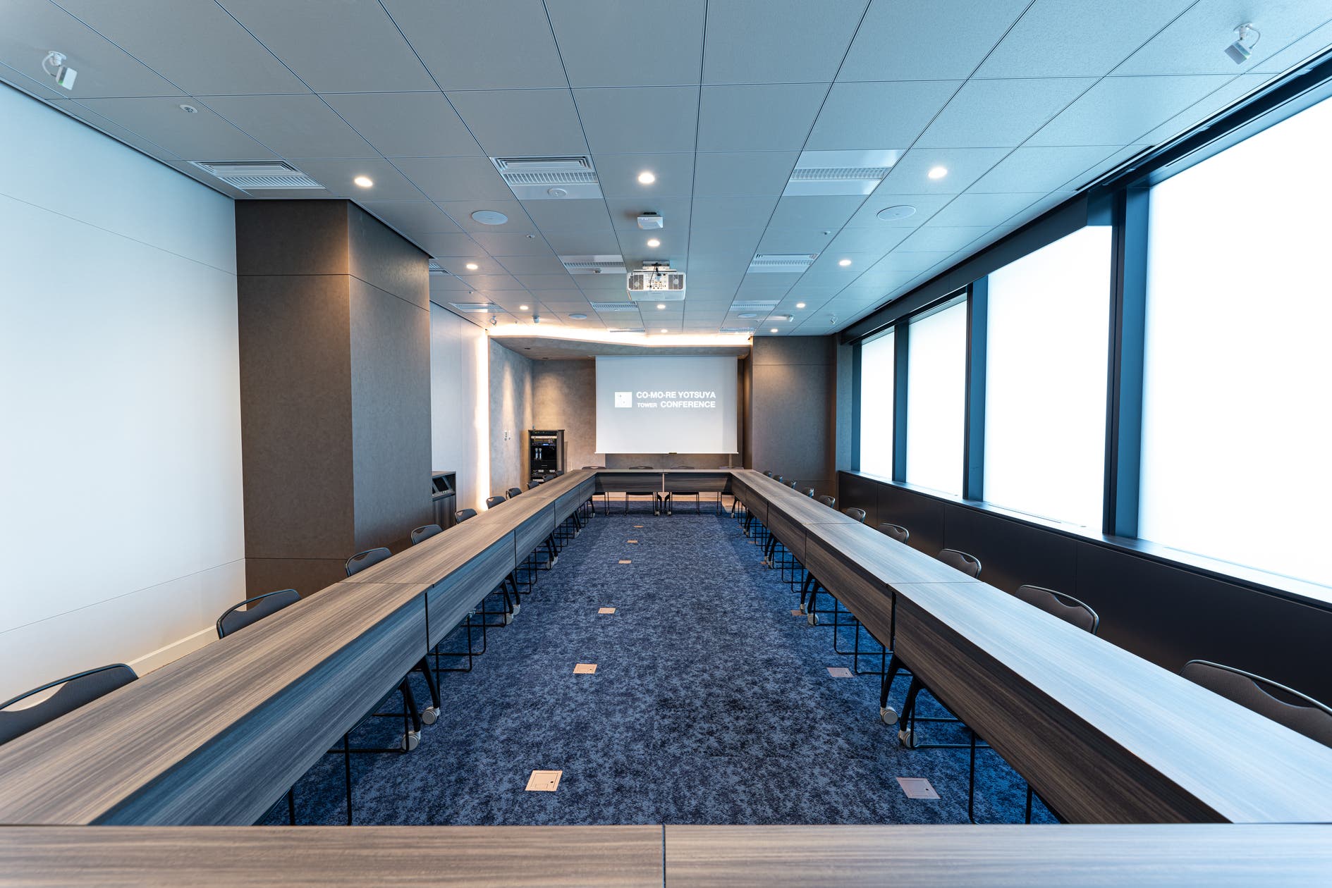 【深夜早朝／土日祝の利用もOK】【コモレ四谷タワーコンファレンス】Room Cの写真9