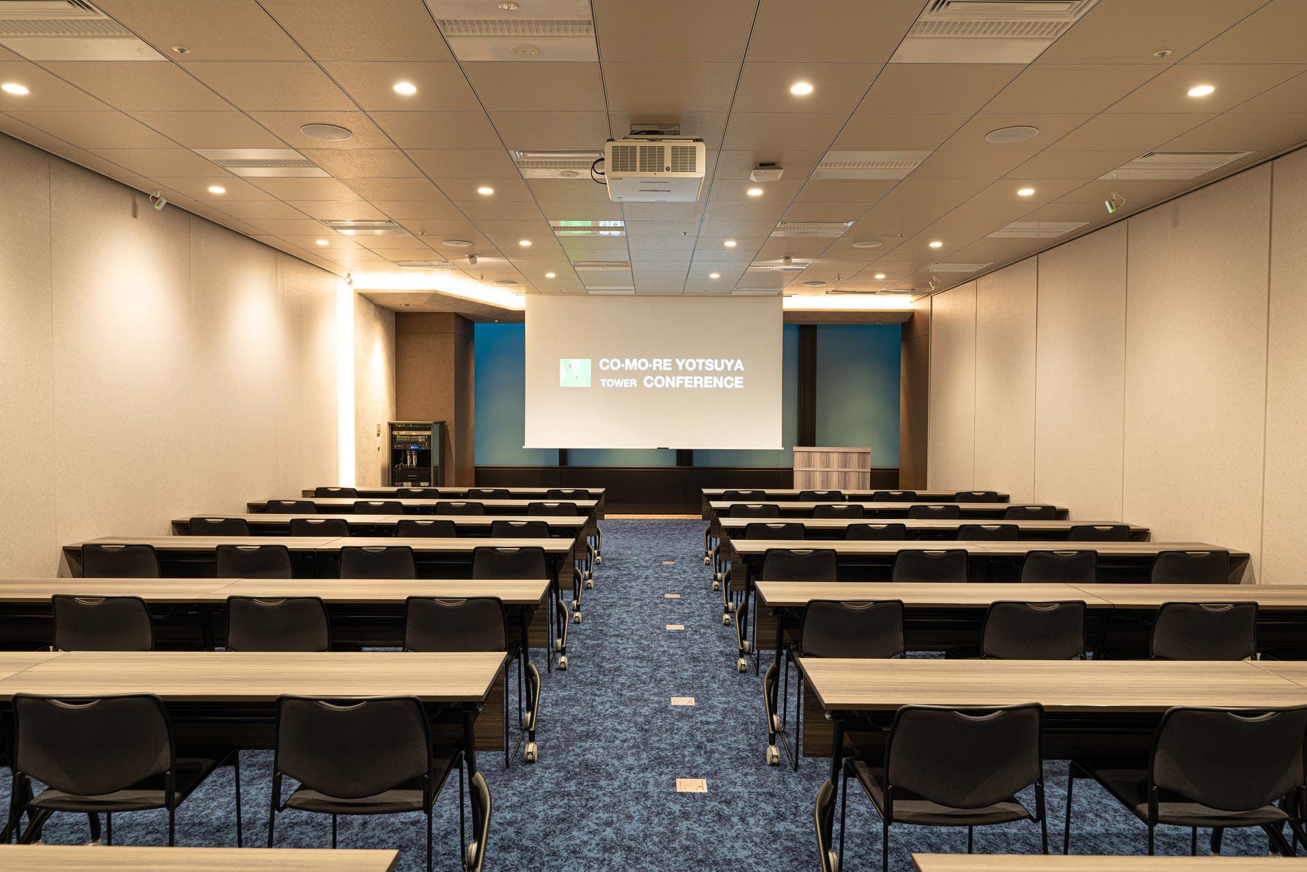 【深夜早朝／土日祝の利用もOK】【コモレ四谷タワーコンファレンス】Room Dの写真3