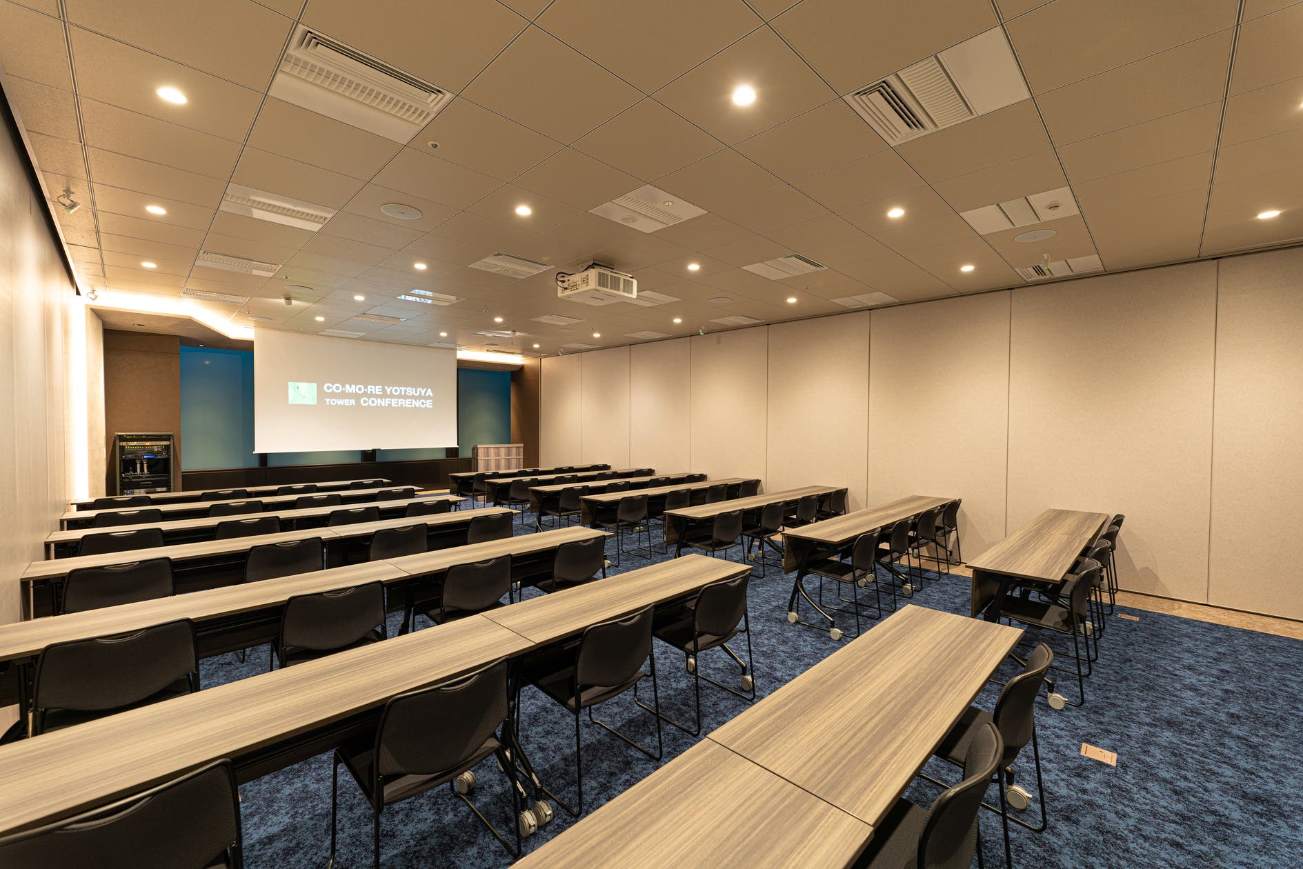 【深夜早朝／土日祝の利用もOK】【コモレ四谷タワーコンファレンス】Room Dの写真4