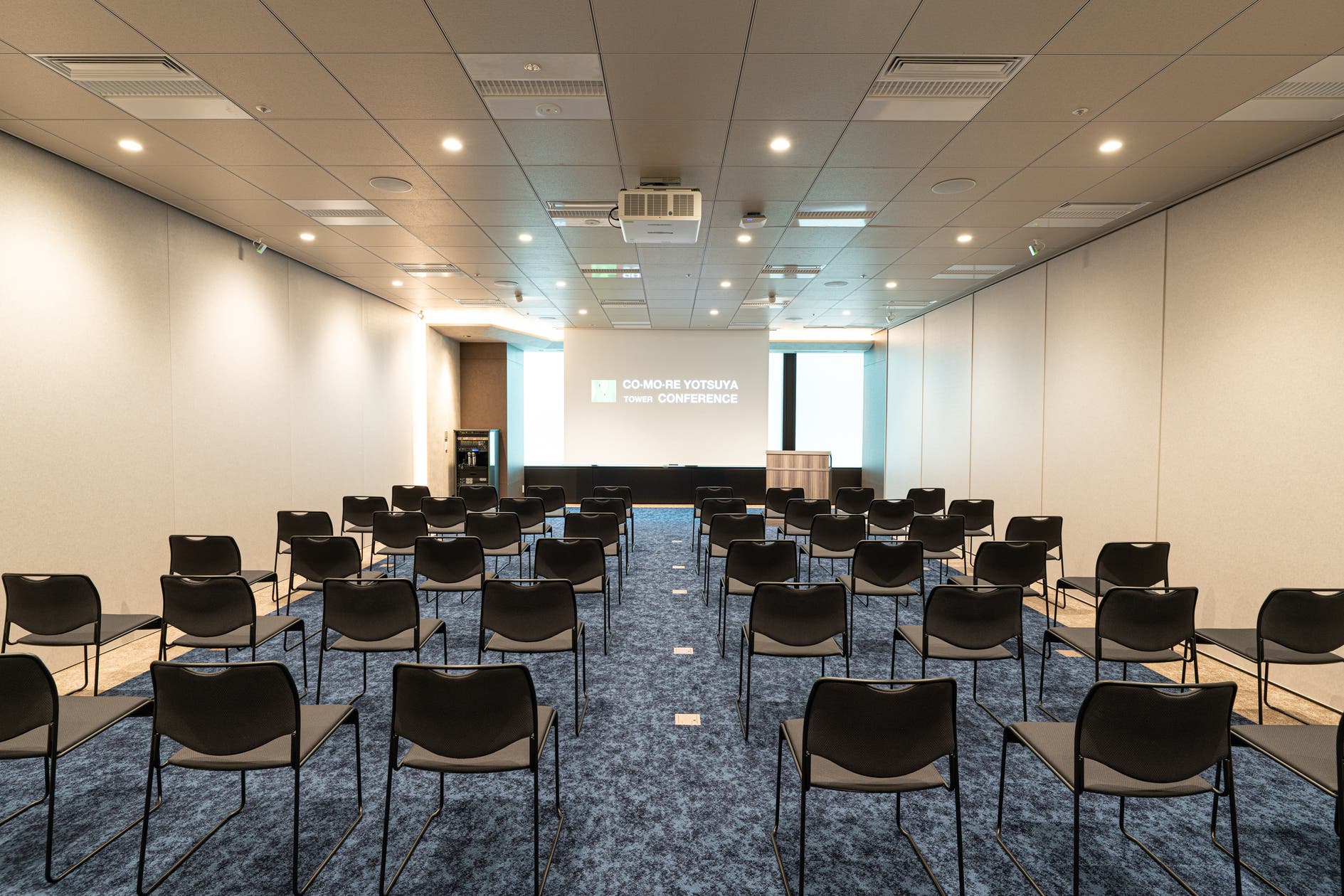 【深夜早朝／土日祝の利用もOK】【コモレ四谷タワーコンファレンス】Room Dの写真6