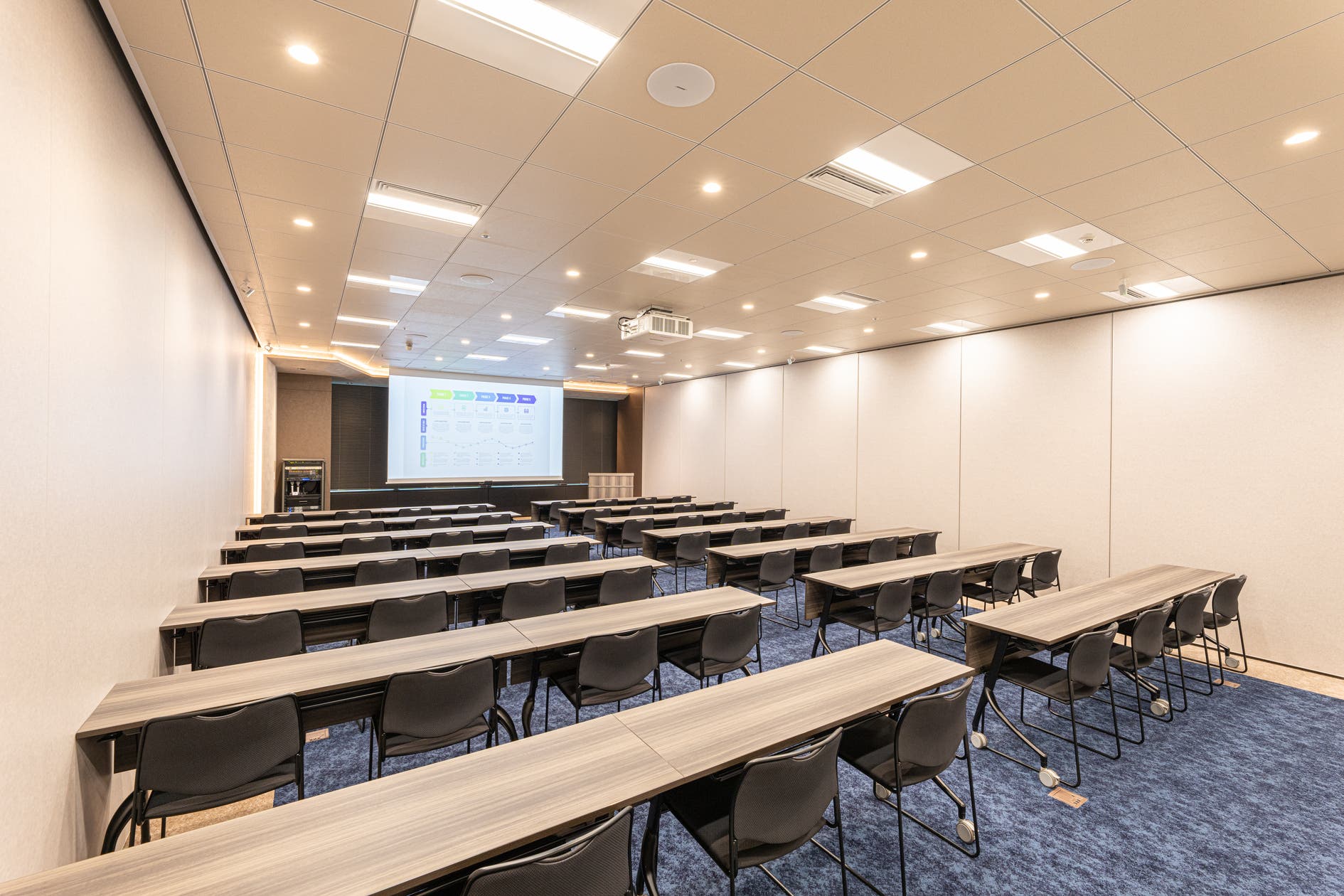 【深夜早朝／土日祝の利用もOK】【コモレ四谷タワーコンファレンス】Room Dの写真10