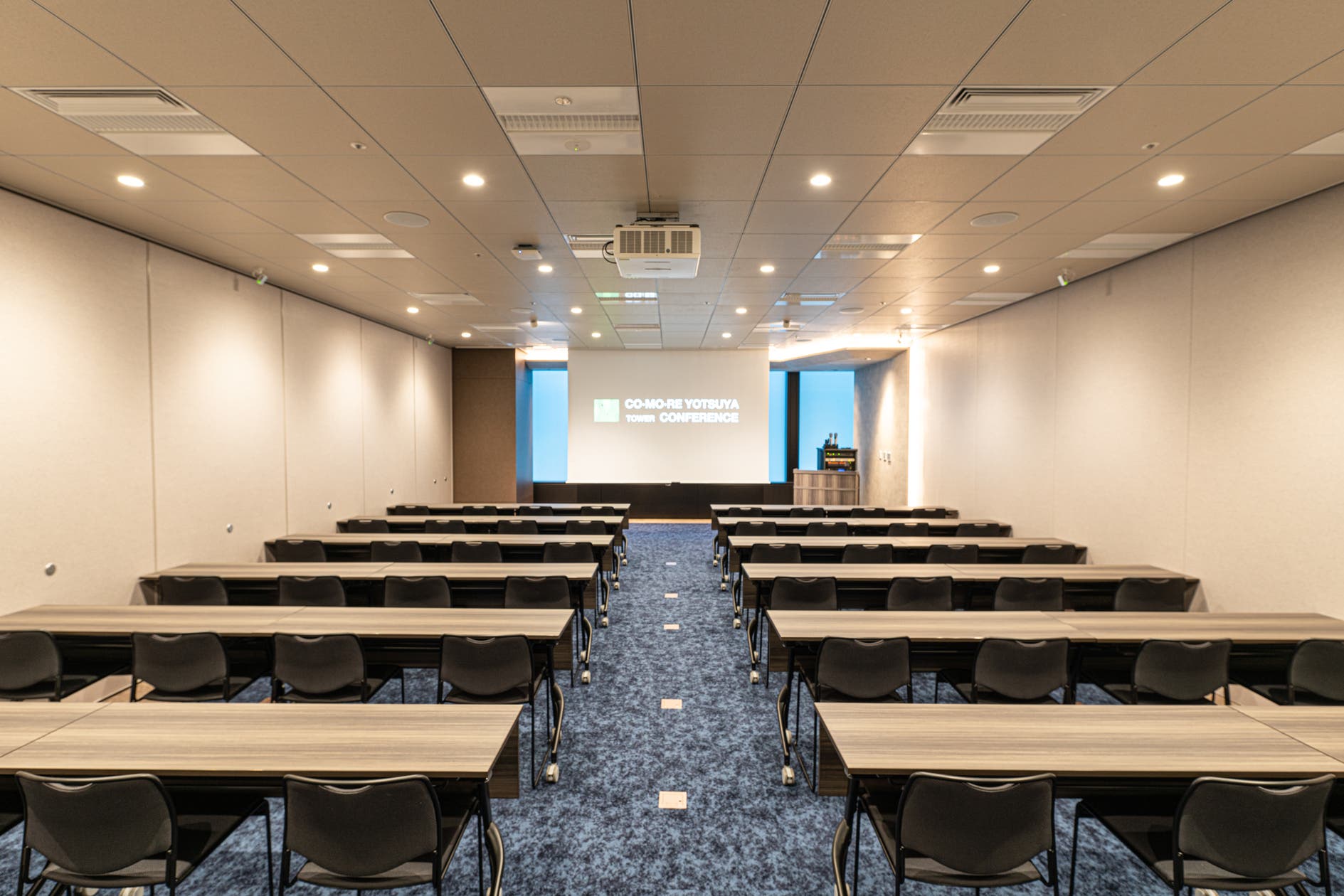 【深夜早朝／土日祝の利用もOK】【コモレ四谷タワーコンファレンス】Room Eの写真2