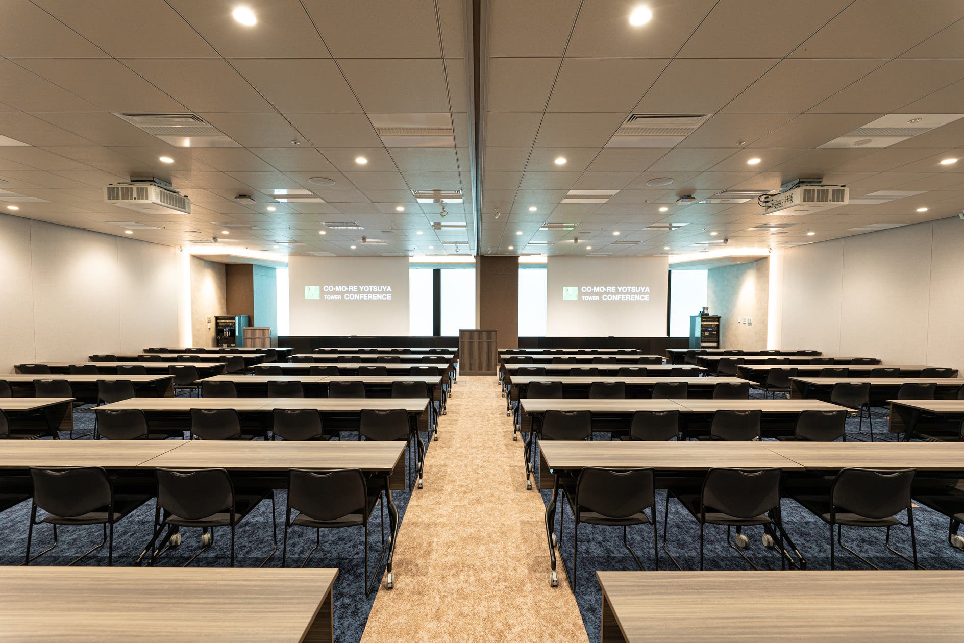 【深夜早朝／土日祝の利用もOK】【コモレ四谷タワーコンファレンス】Room D+Eの写真2