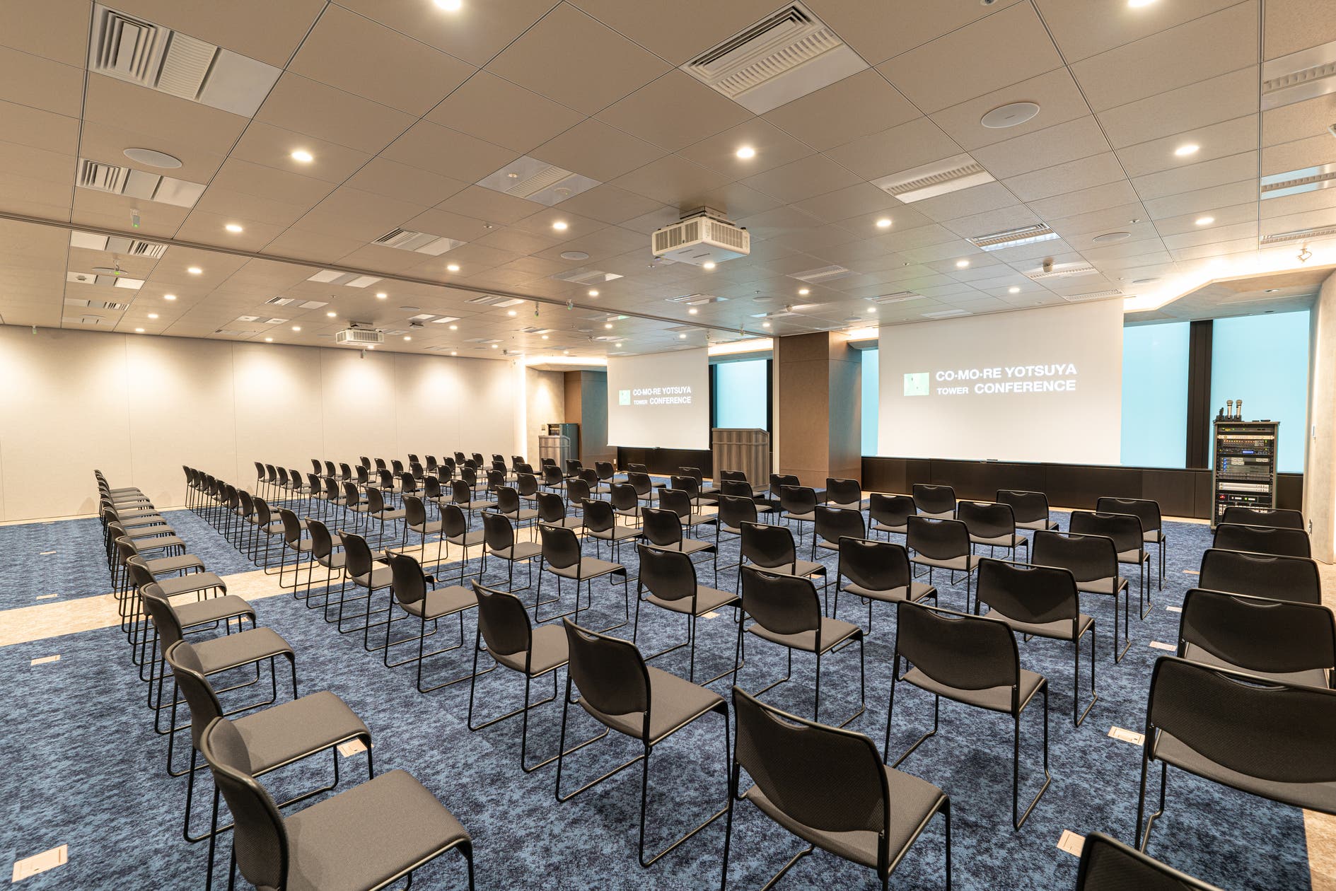 【深夜早朝／土日祝の利用もOK】【コモレ四谷タワーコンファレンス】Room D+Eの写真5