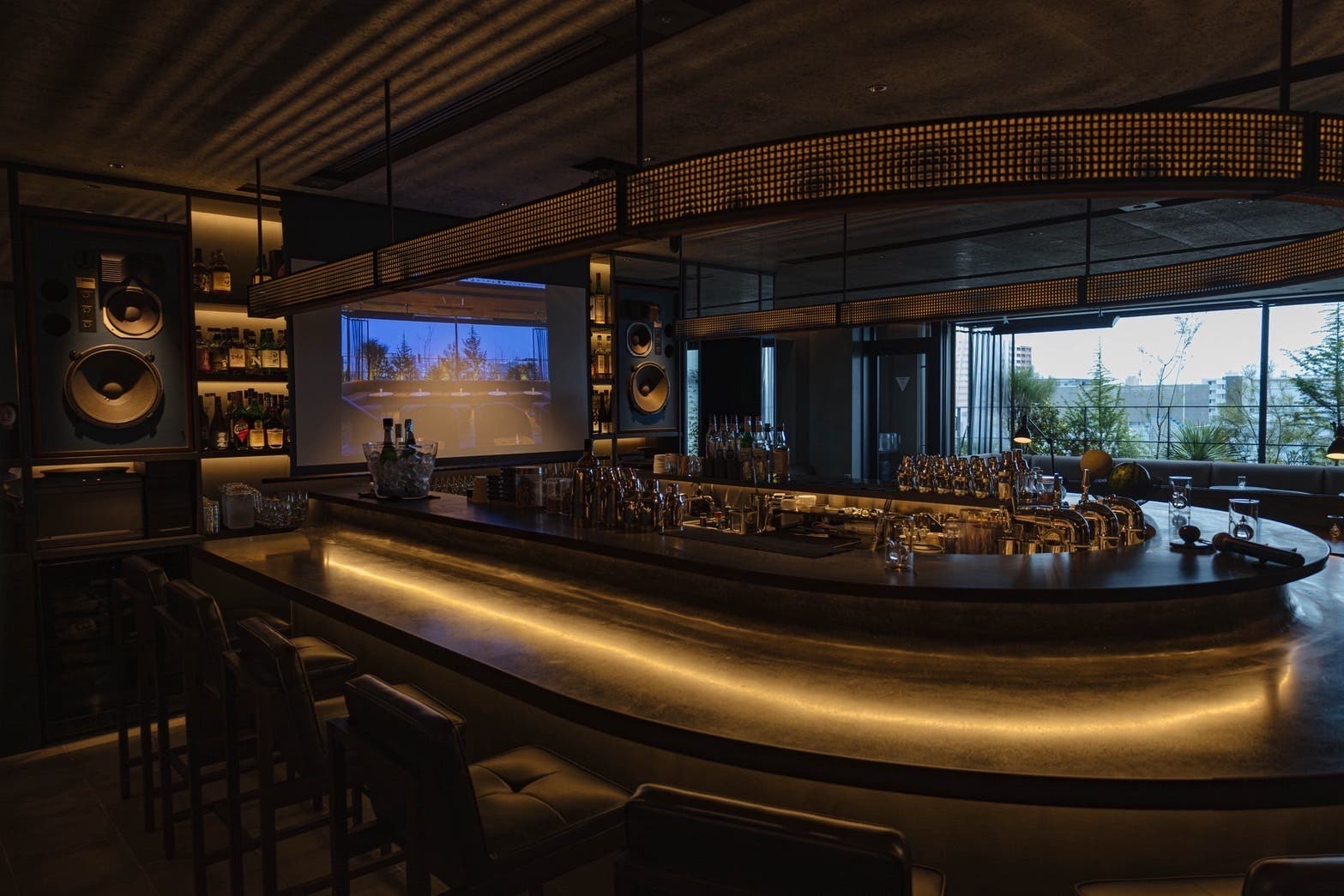 駅近ビルのルーフトップバー。会議場所や懇親会利用にも。の写真17