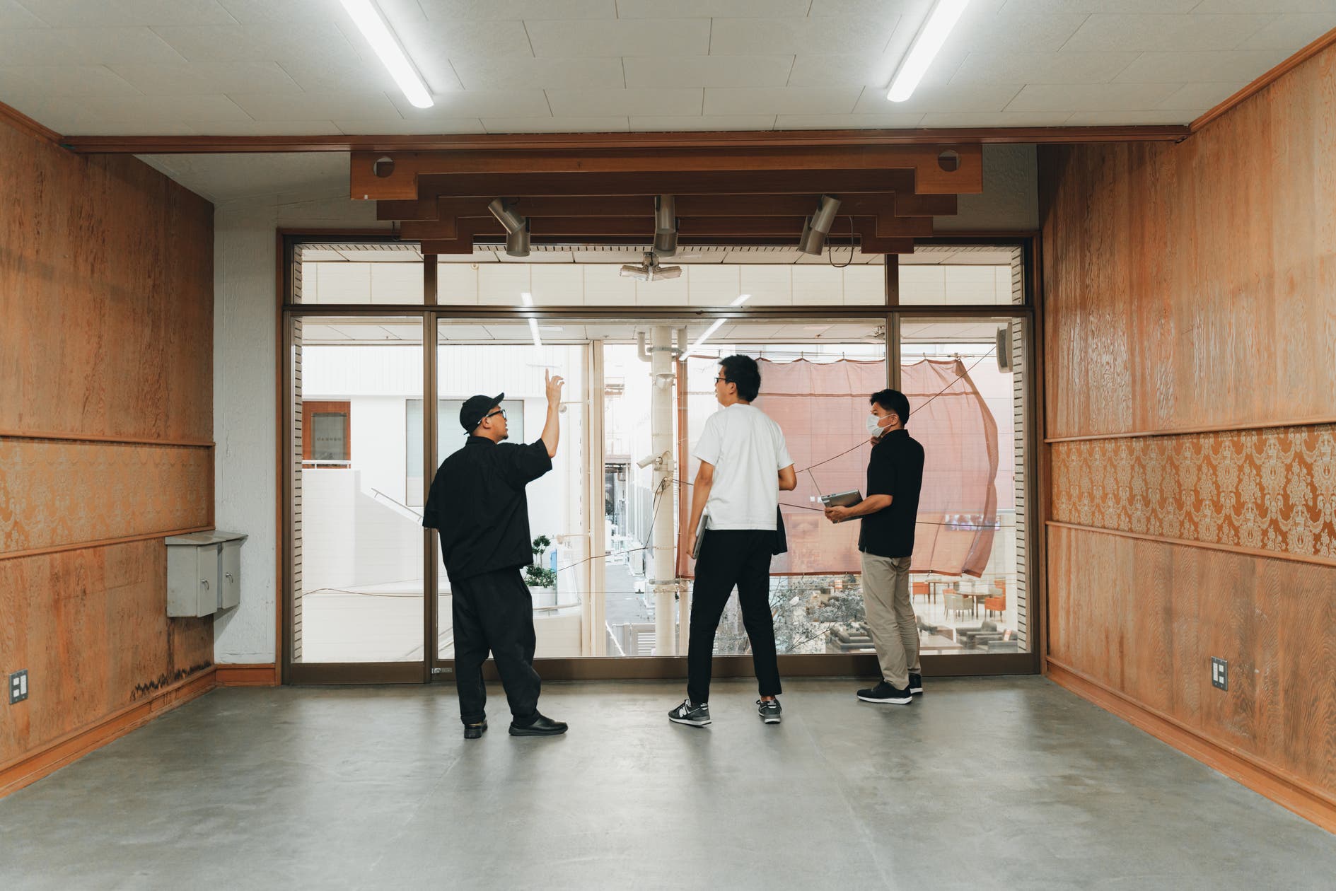 【大村駅商店街内：アクセス良好】会議室 | 会議／ワークショップ／イベントなどに！＜WiFi完備・カフェ併設＞の写真4