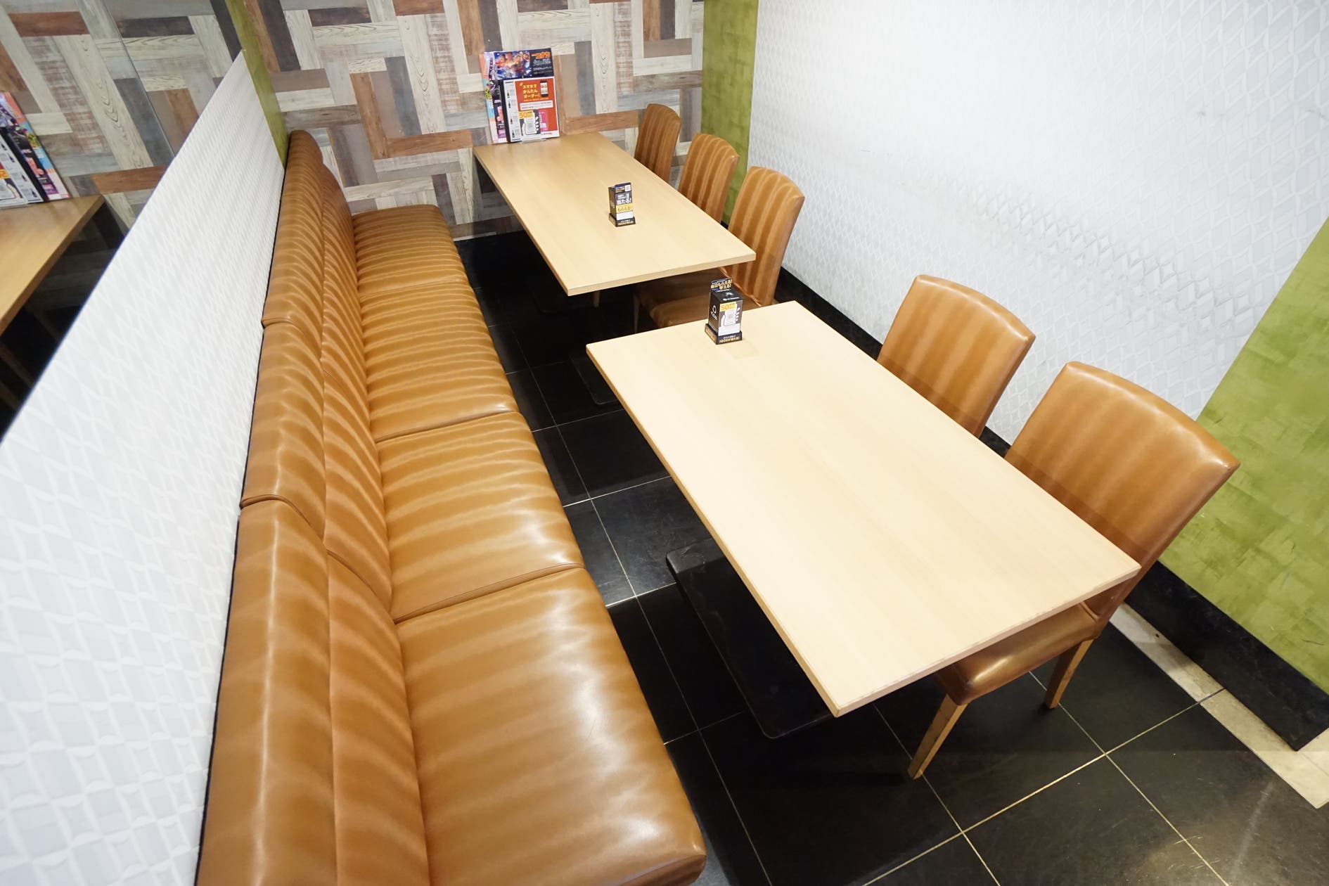 《5~6名用》会議・打ち合わせ用ルーム【サイズM】（加熱式たばこのみ可）の写真7