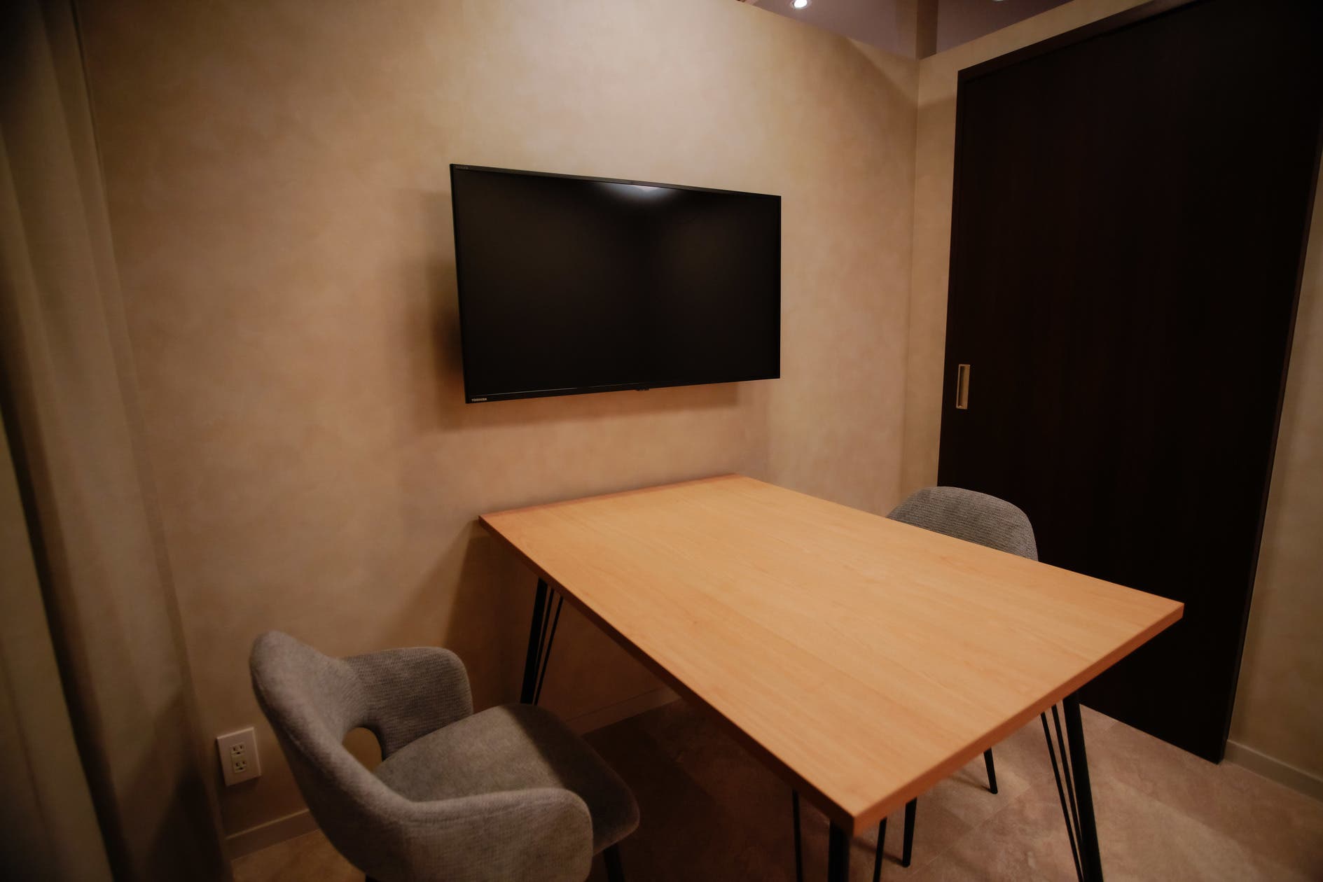 NEWOPEN【栄駅徒歩3分！】ラシック近く！オシャレなビルに入った清潔でラグジュアリーで落ち着いた雰囲気の個室サロン✨（大）の写真10