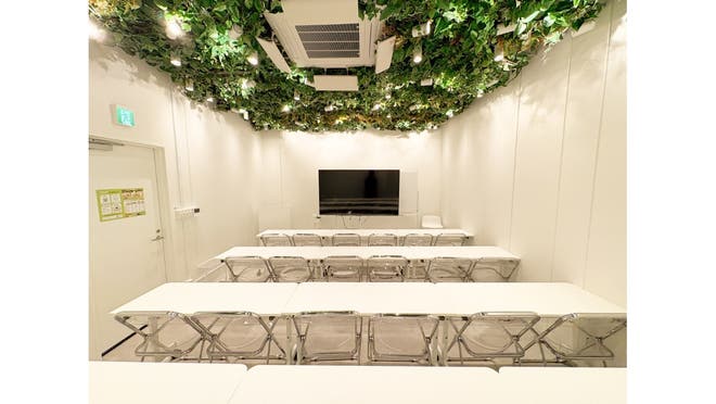 立川駅から徒歩2分!23名用イベントスペースB🌟研修・ポップアップストア・パーティー・鑑賞会何でもあり🌟の写真1