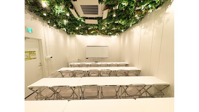 立川駅から徒歩2分!23名用イベントスペースB🌟研修・ポップアップストア・パーティー・鑑賞会何でもあり🌟の写真2