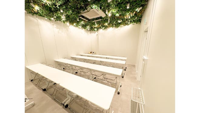 立川駅から徒歩2分!23名用イベントスペースB🌟研修・ポップアップストア・パーティー・鑑賞会何でもあり🌟の写真3