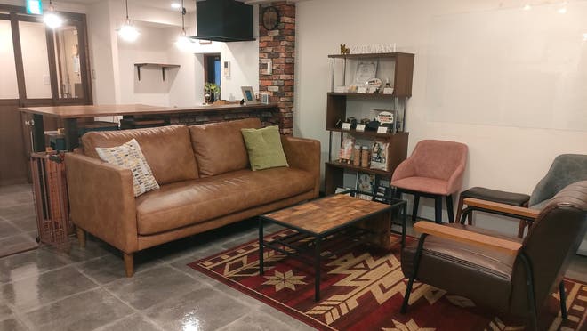 石川町駅南口から徒歩3分 ペット可の隠れ家サロンの写真1