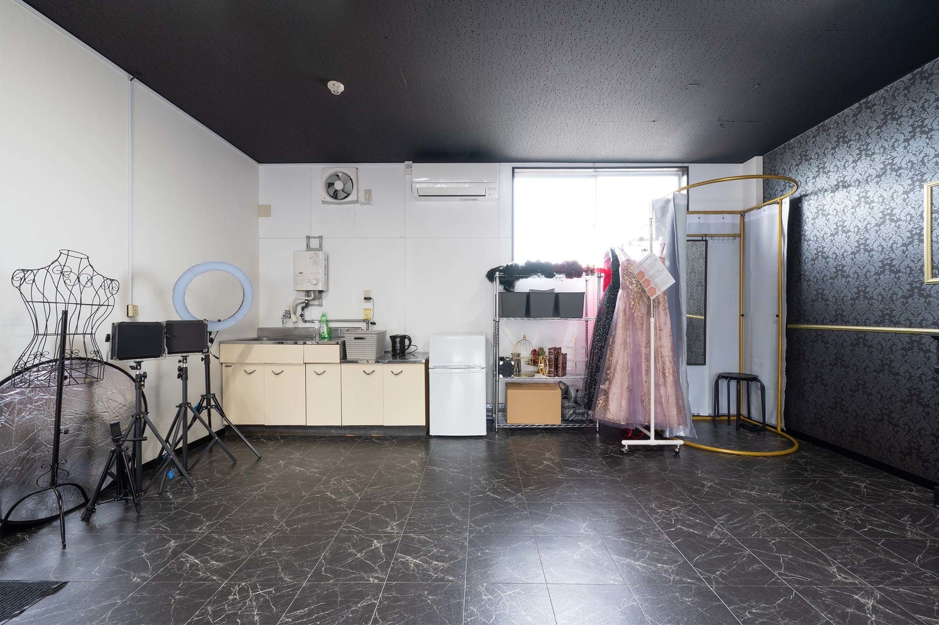 ‎新規OPEN!🖤Black&Red‎❤️SNS話題｜南向き｜ポートレート｜コスプレ｜推し活｜配信｜商用利用の写真15