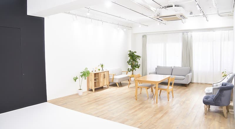 【新ページ移転案内中】10st😉3面Rの白ホリ＆ハウススタジオ・レンタルスペース｜シンプル｜商用撮影・イベントにおすすめ！