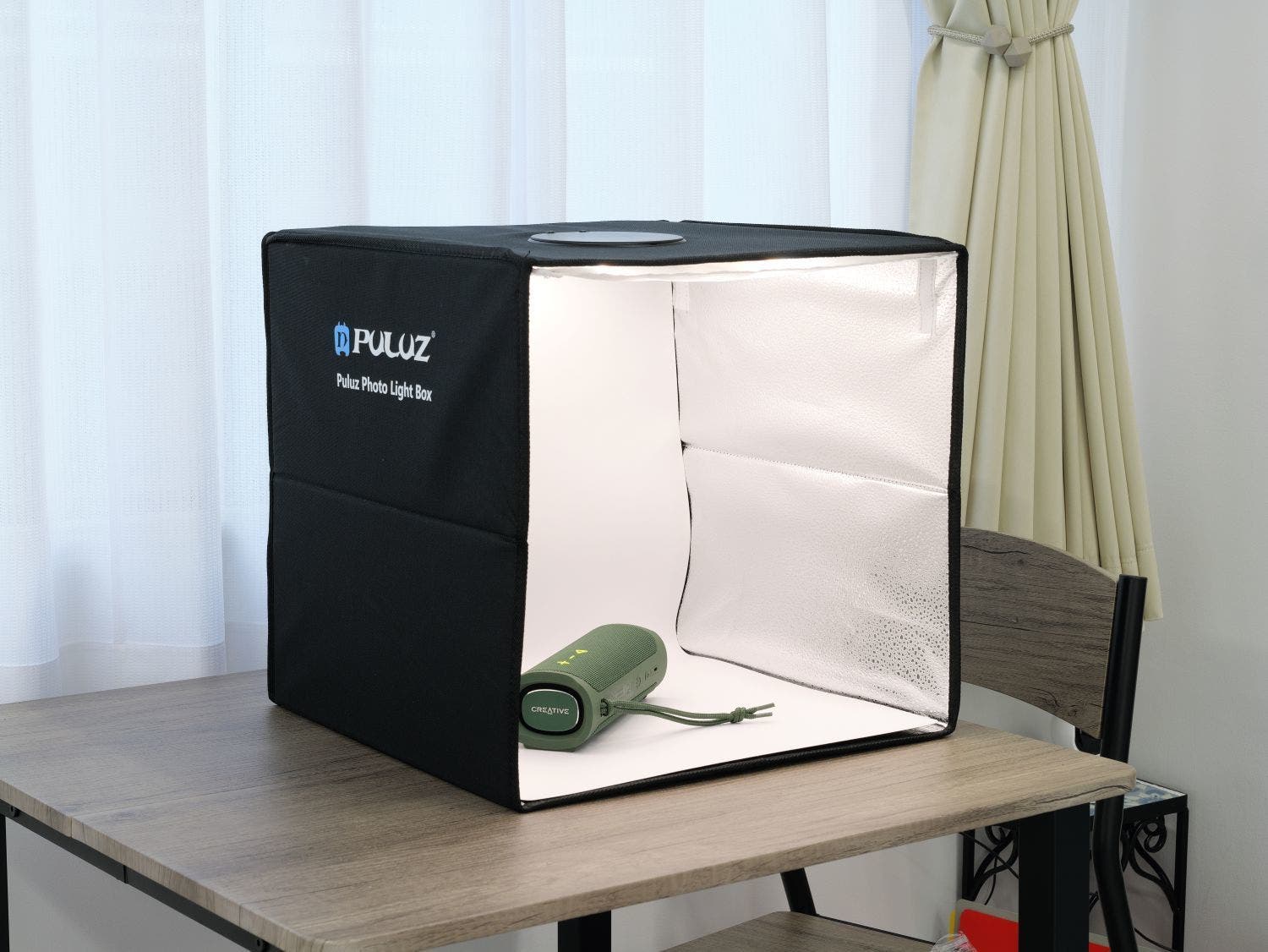 自然光と背景紙で多彩な撮影が可能！スタッフ常駐で安心✨早朝・深夜もOK⭕️プロジェクター完備で推し活にも📽️の写真18