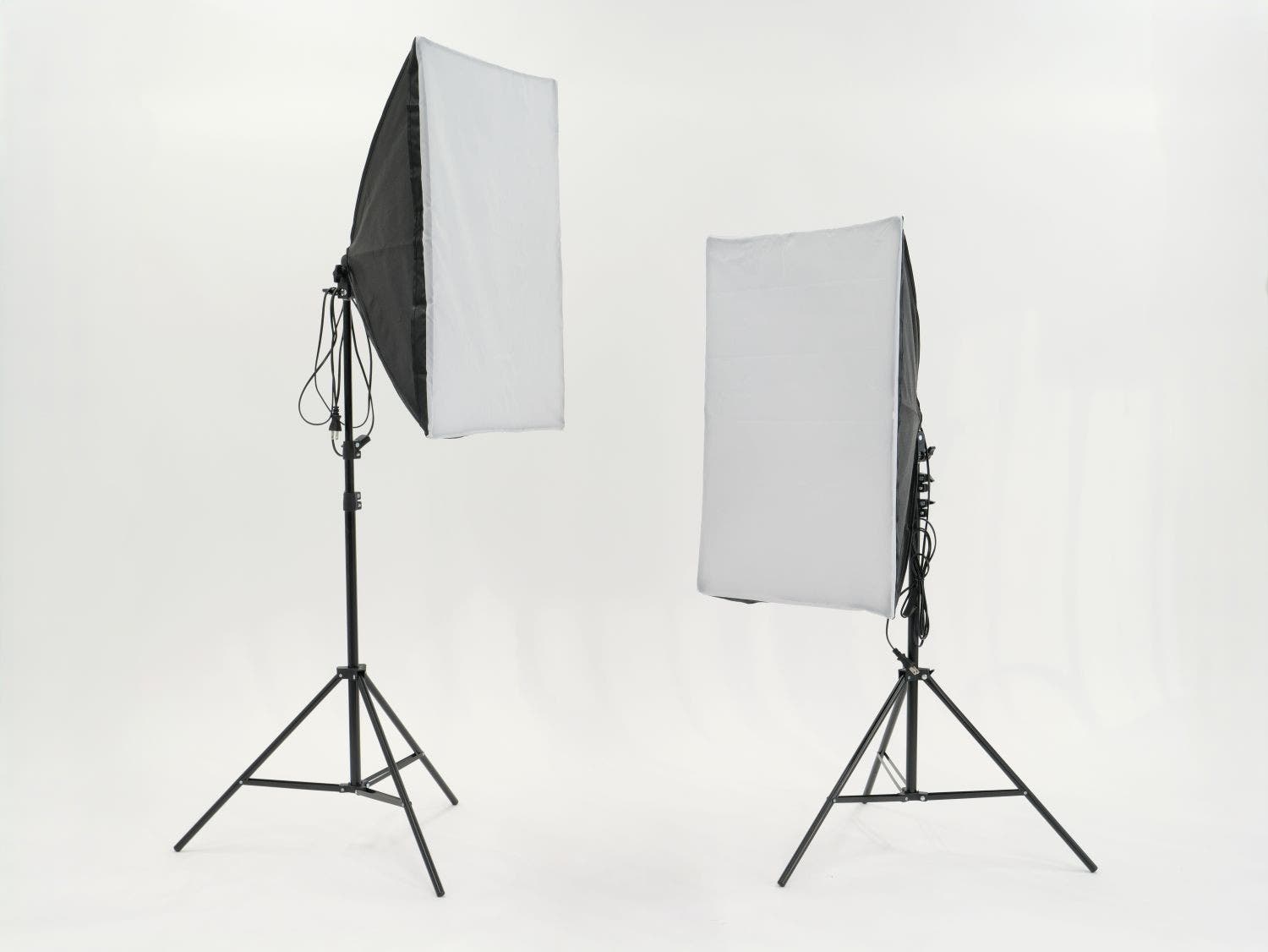 自然光と背景紙で多彩な撮影が可能！スタッフ常駐で安心✨早朝・深夜もOK⭕️プロジェクター完備で推し活にも📽️の写真13