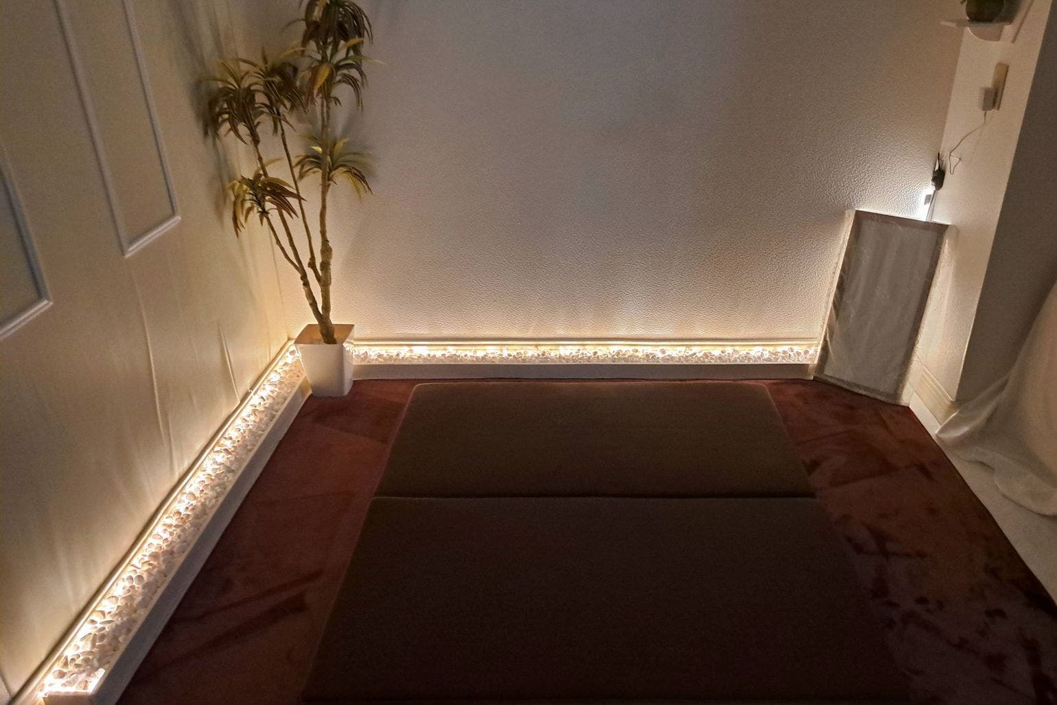 セラピスト必見【葛西駅3分】完全な個室貸切サロン/本格マットレス常設でタイマッサージも可能/エステや整体のベッド完備の写真6