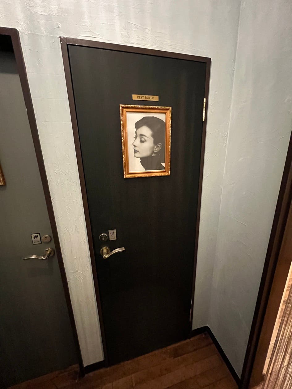 【大型鏡＆LED照明＆ﾌﾟﾛｼﾞｪｸﾀｰ】浜松市東区｜駐車場４台｜ﾀﾞﾝｽ･ﾖｶﾞ･余興･ﾎﾟｰｼﾞﾝｸﾞ練習に♪の写真7