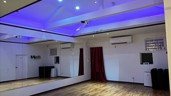 【大型鏡&LED照明&プロジェクター】浜松市東区|駐車場4台|ダンス・ヨガ・余興・ポージング練習に♪の写真9